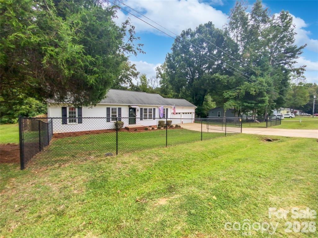 Photo 3 of 2520 Old Wilkesboro Road, Salisbury, NC