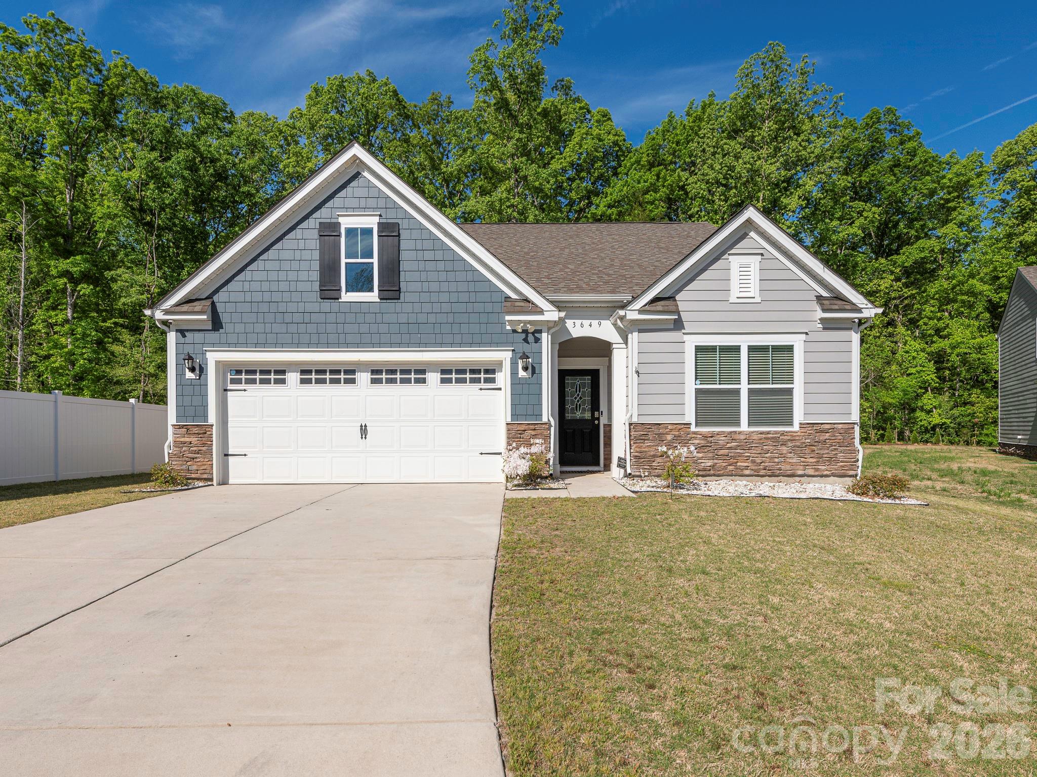 3649 Azalea Ridge Drive, Mount Holly, NC