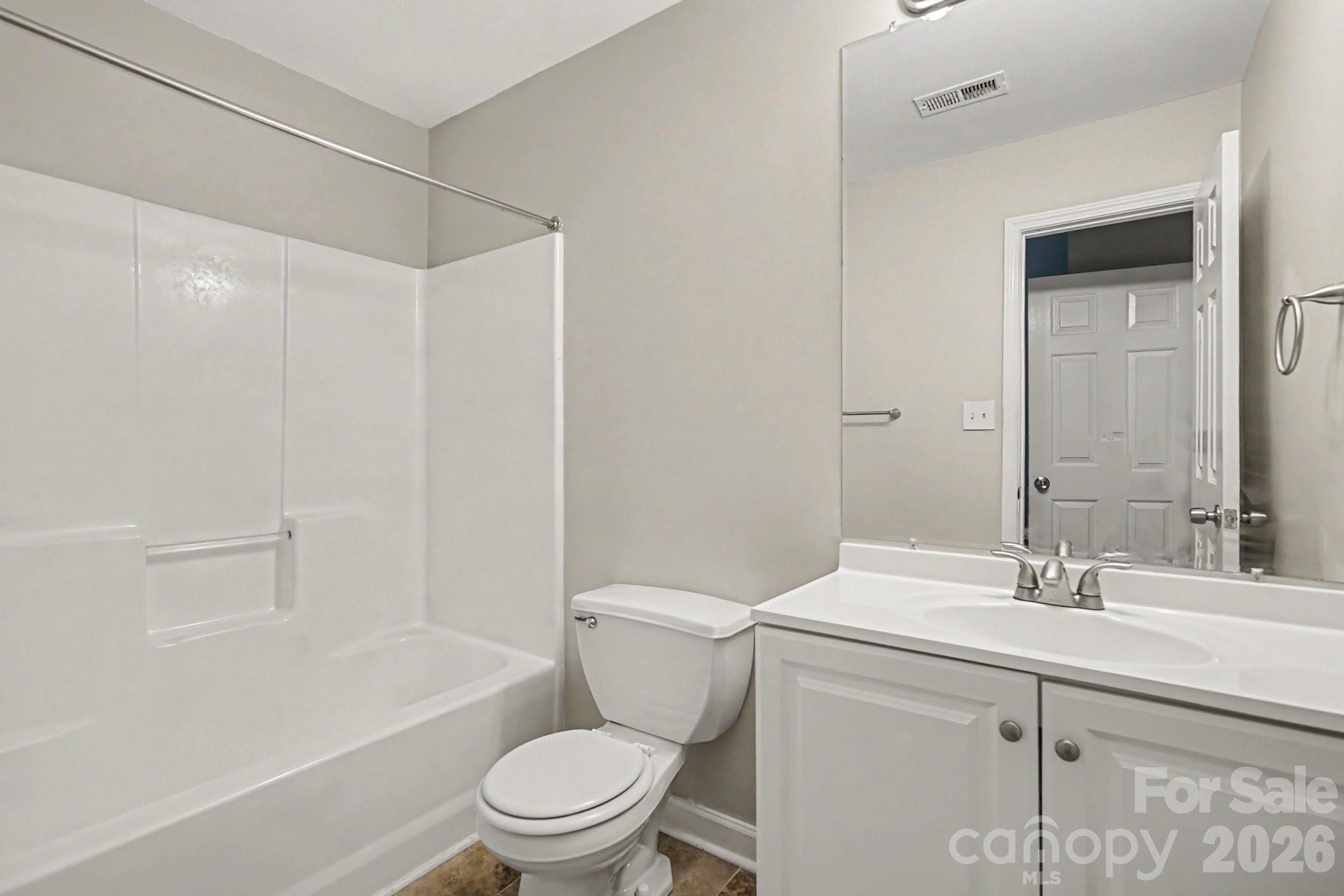 Photo 15 of 1029 Jordans Pond Lane, Charlotte, NC