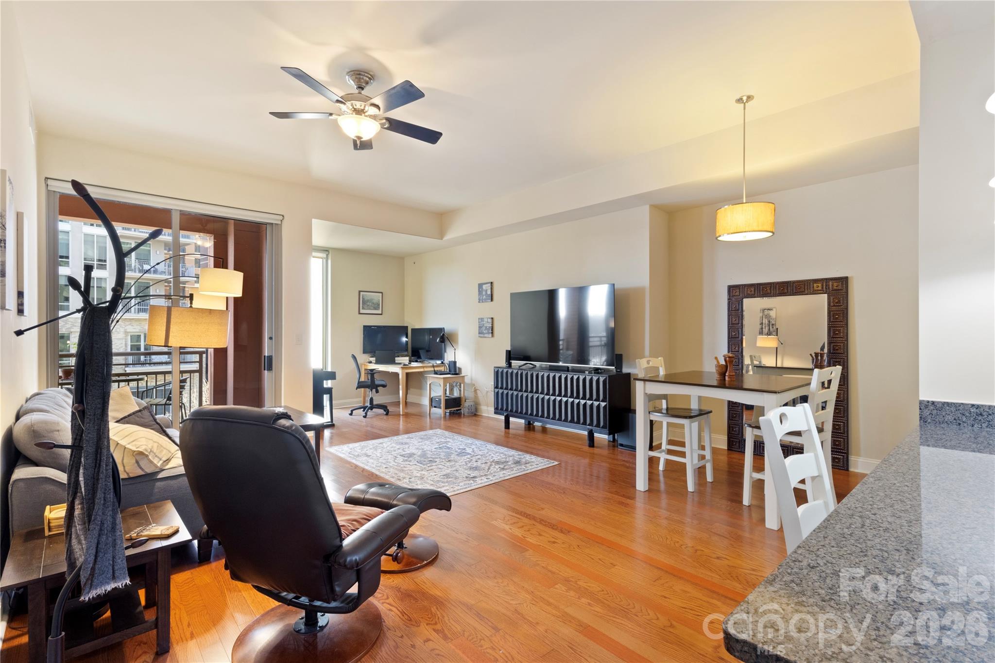 Photo 11 of 701 Royal Court603, Charlotte, NC