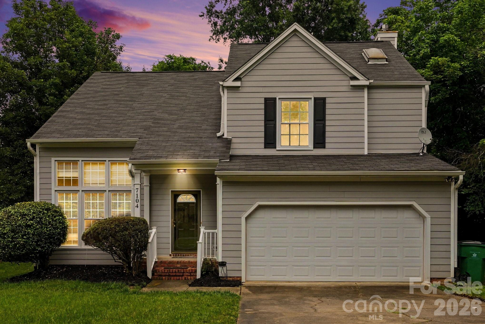 Photo 2 of 7104 Kinsmore Lane, Charlotte, NC