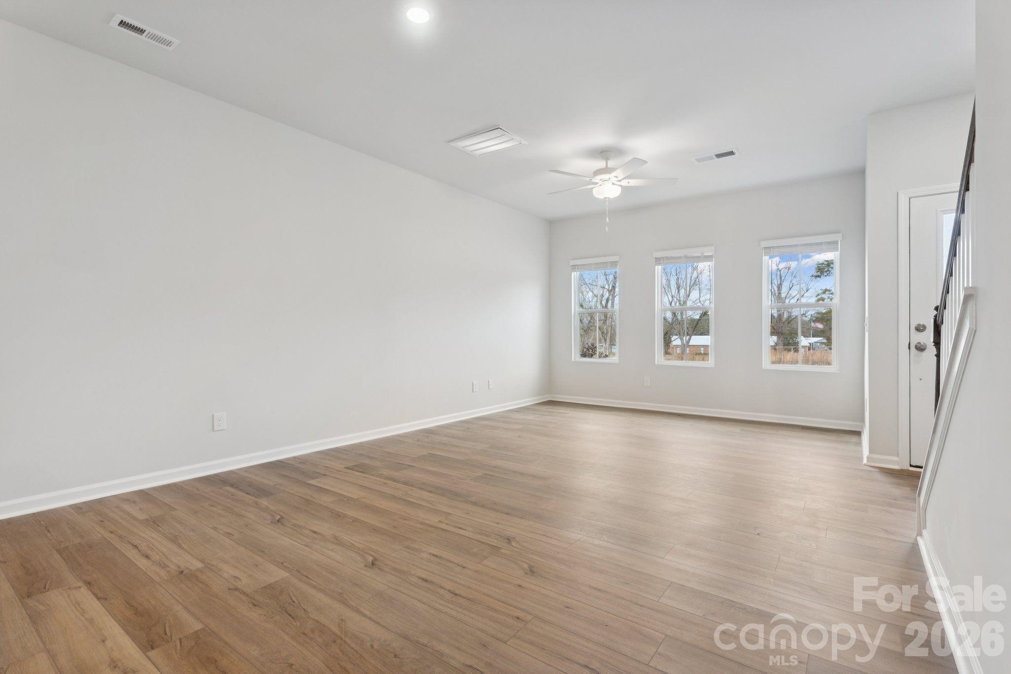 Photo 5 of 4742 Lakeview Road N17, Charlotte, NC