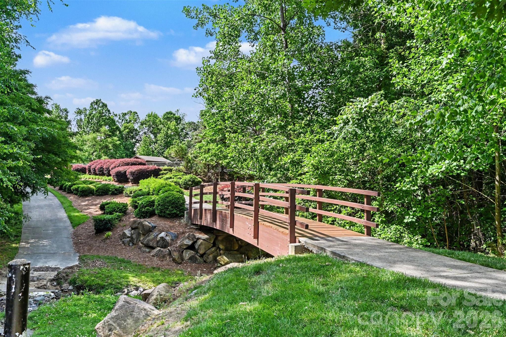 1033 Woodglen Lane, Matthews, NC - photo 33 of 37