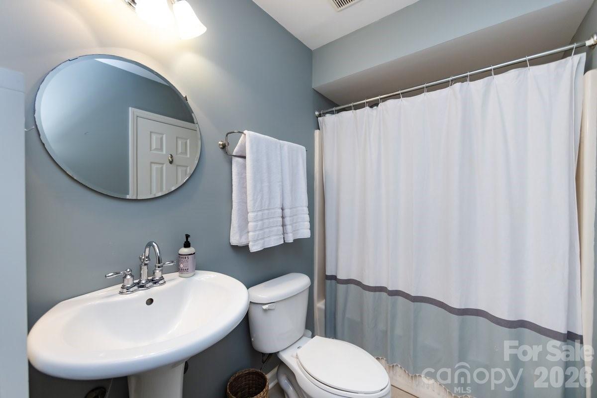 Photo 32 of 3929 Colony Crossing Drive, Charlotte, NC