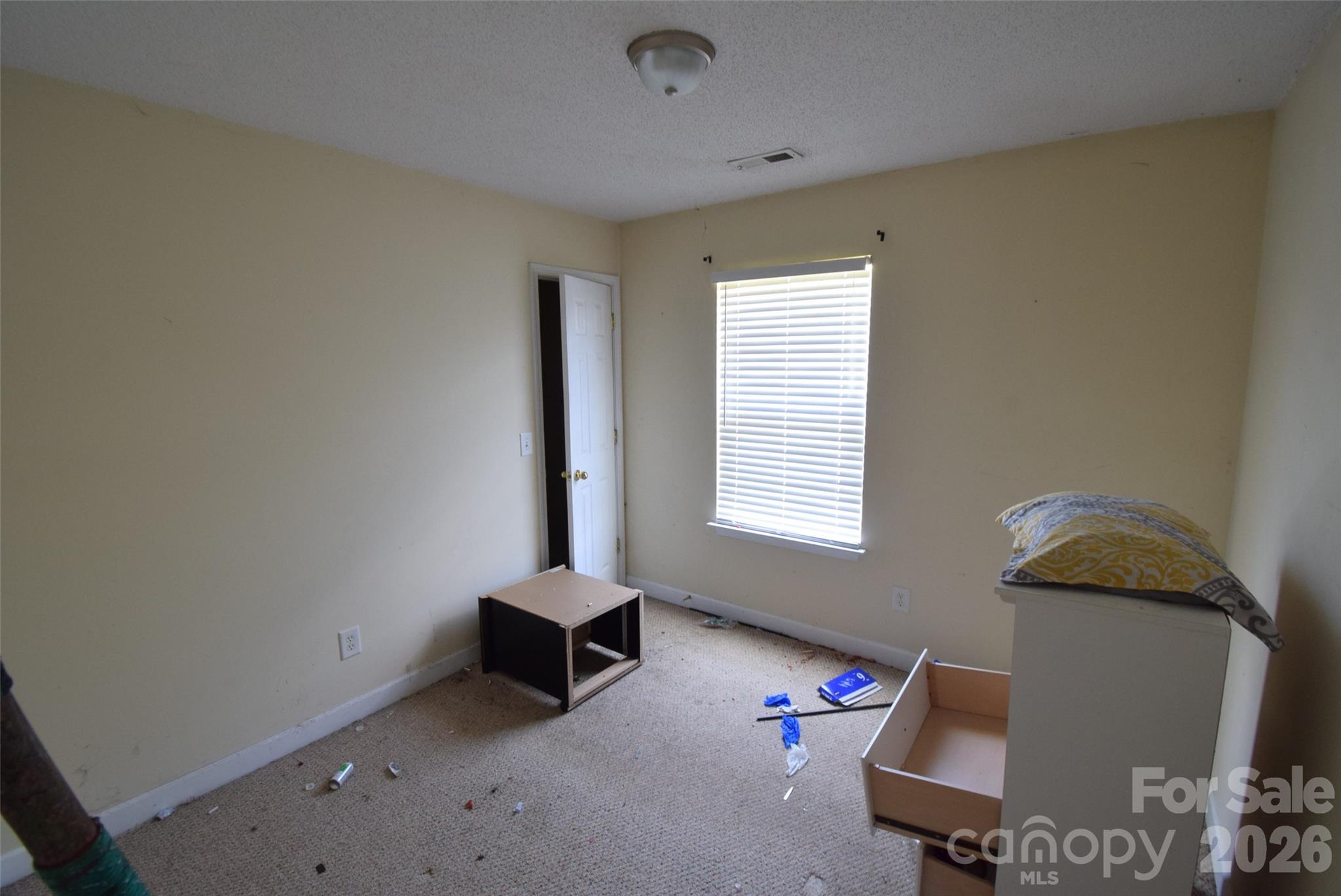 633 Overlook Road, Lowell, NC - photo 7 of 15