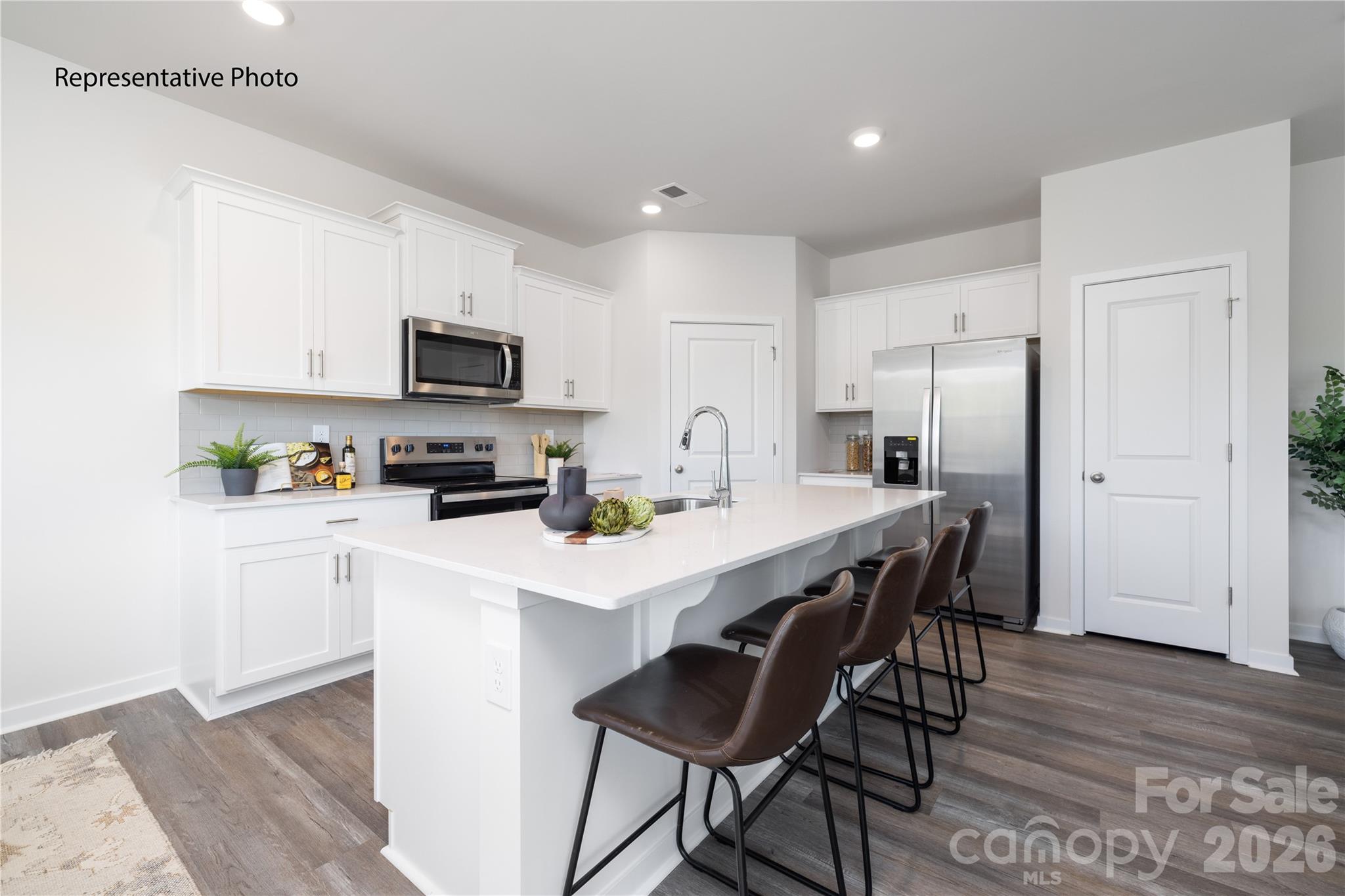 Photo 8 of 3841 Doughtry Knoll Drive, Charlotte, NC