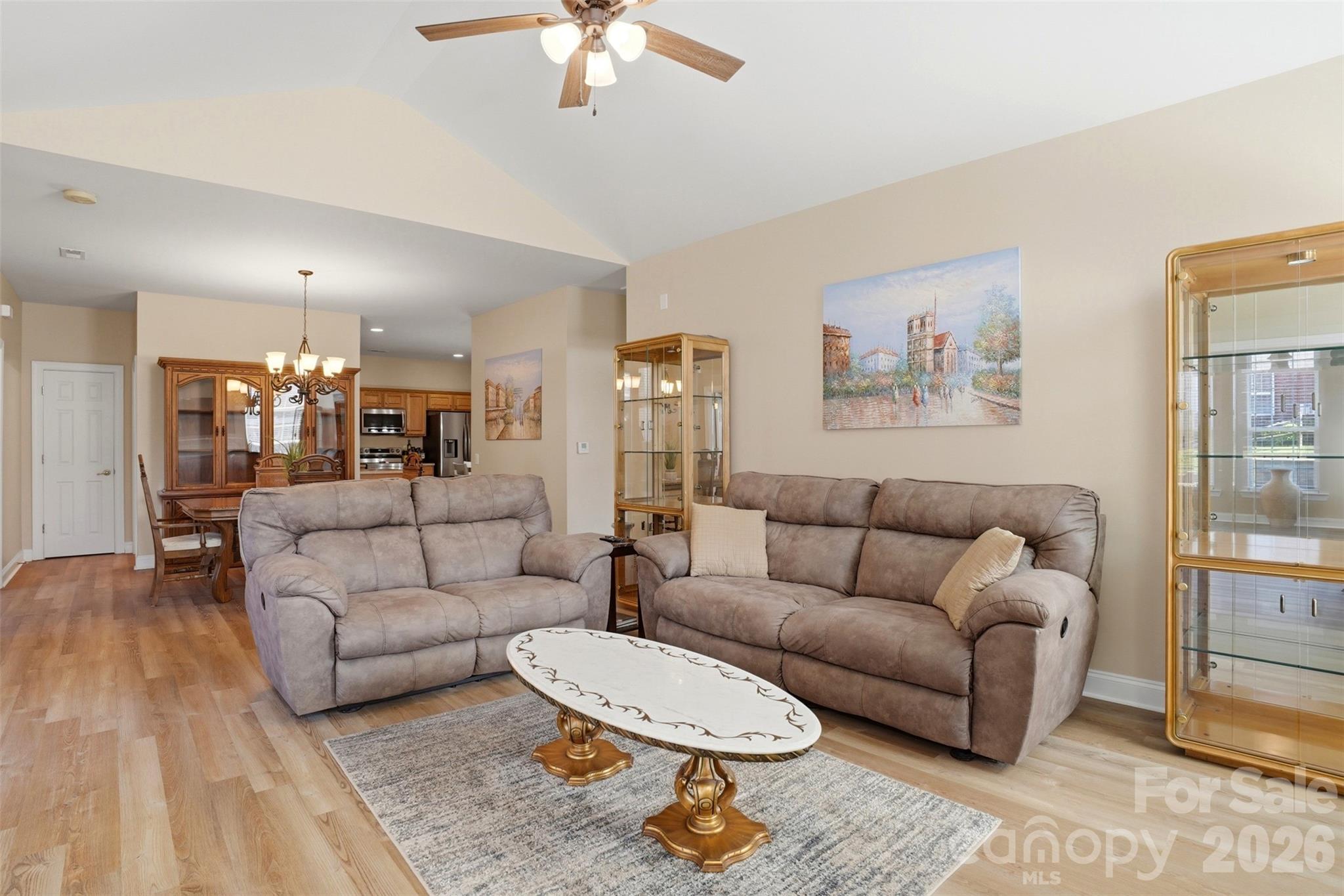 2118 N Castle Court, Matthews, NC - photo 8 of 37