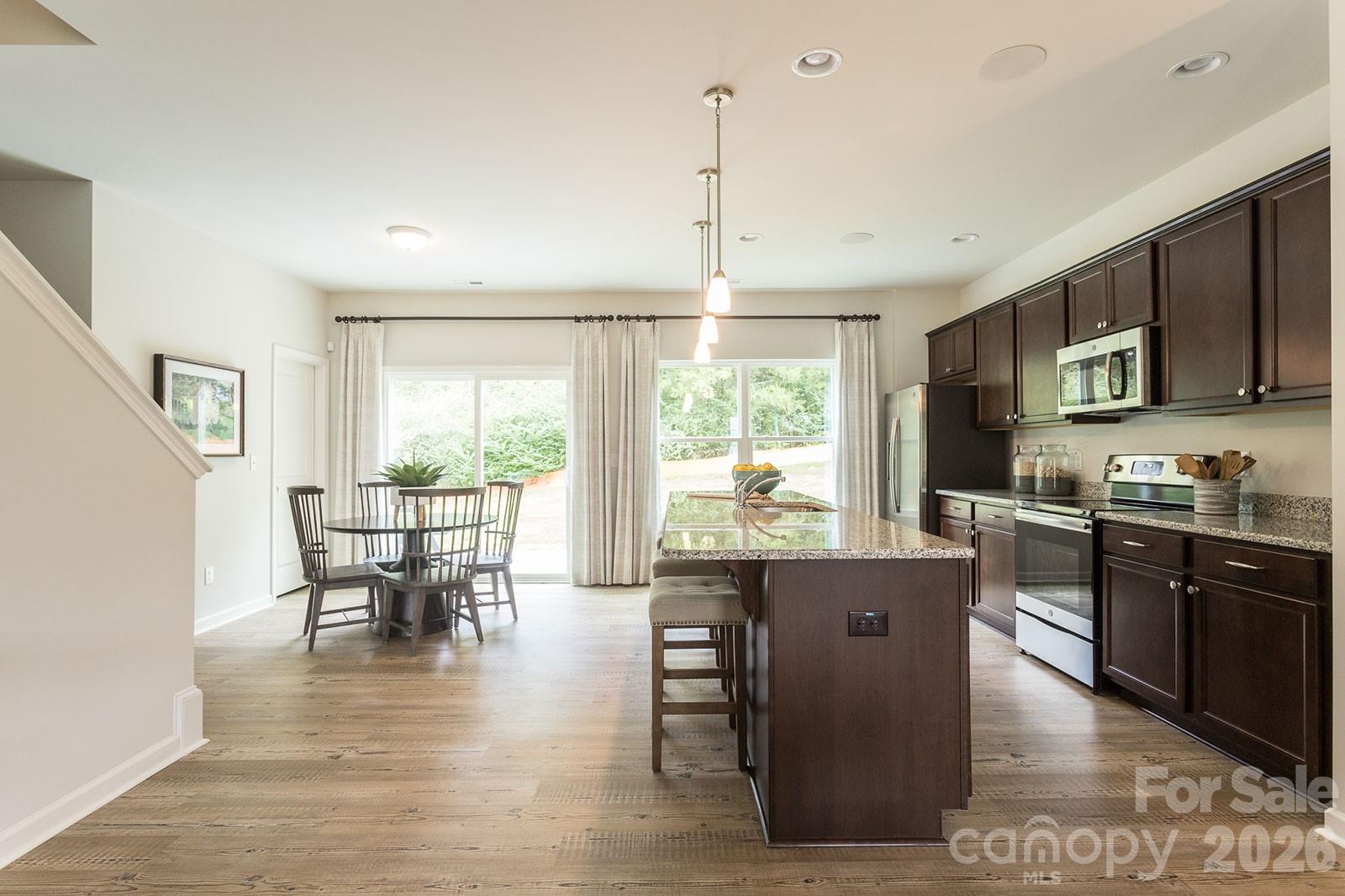 Photo 8 of 4021 Juno Drive, Charlotte, NC