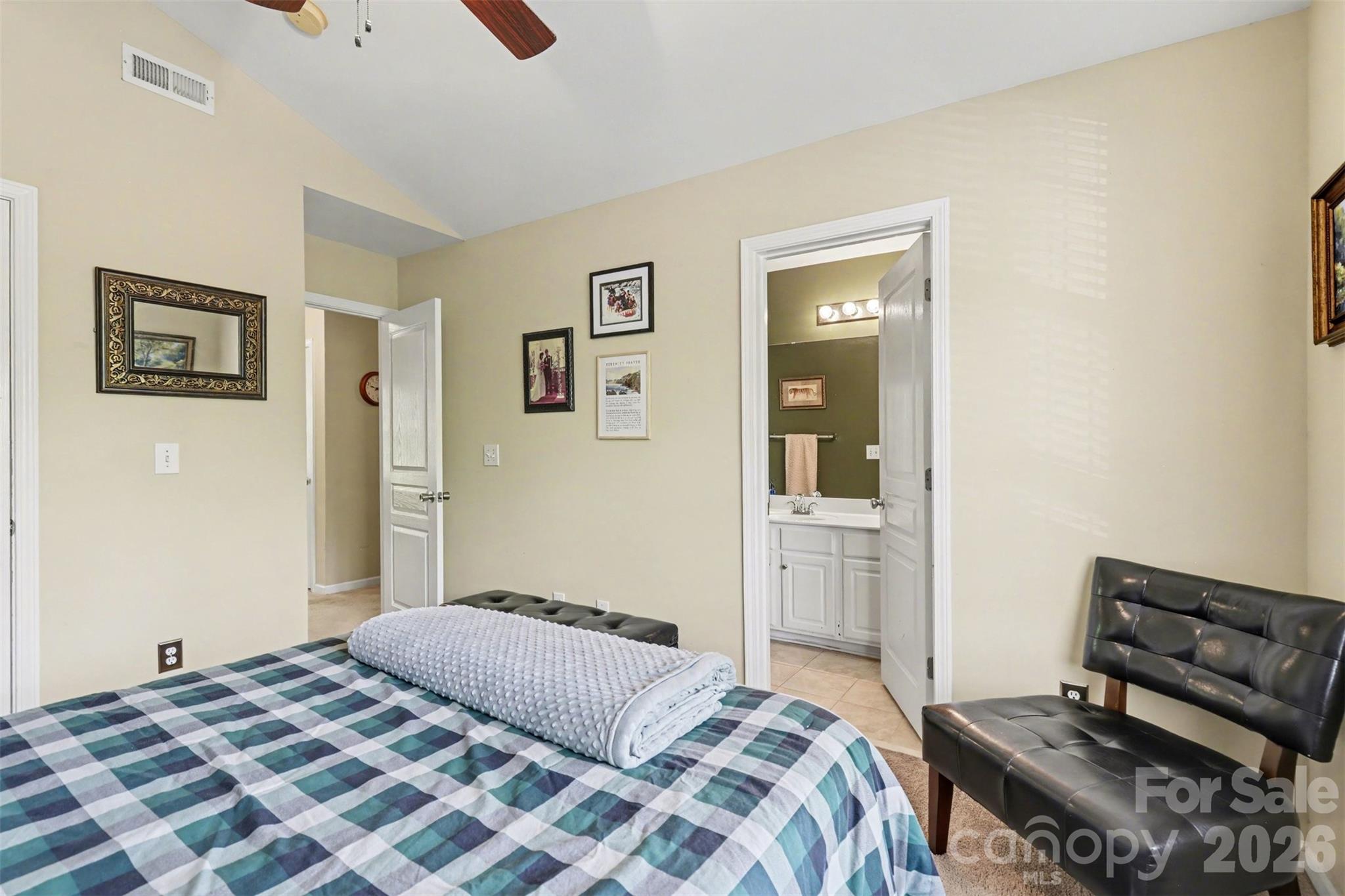 Photo 15 of 8418 Chaceview Court, Charlotte, NC