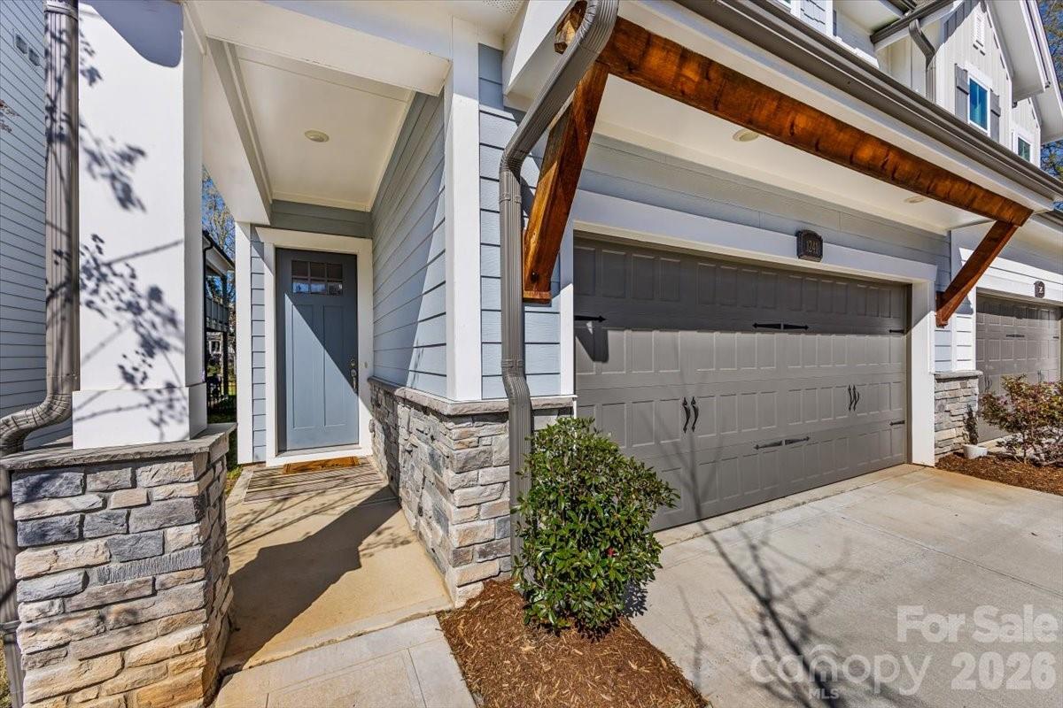 1241 Drummond Avenue, Charlotte, NC - photo 3 of 49