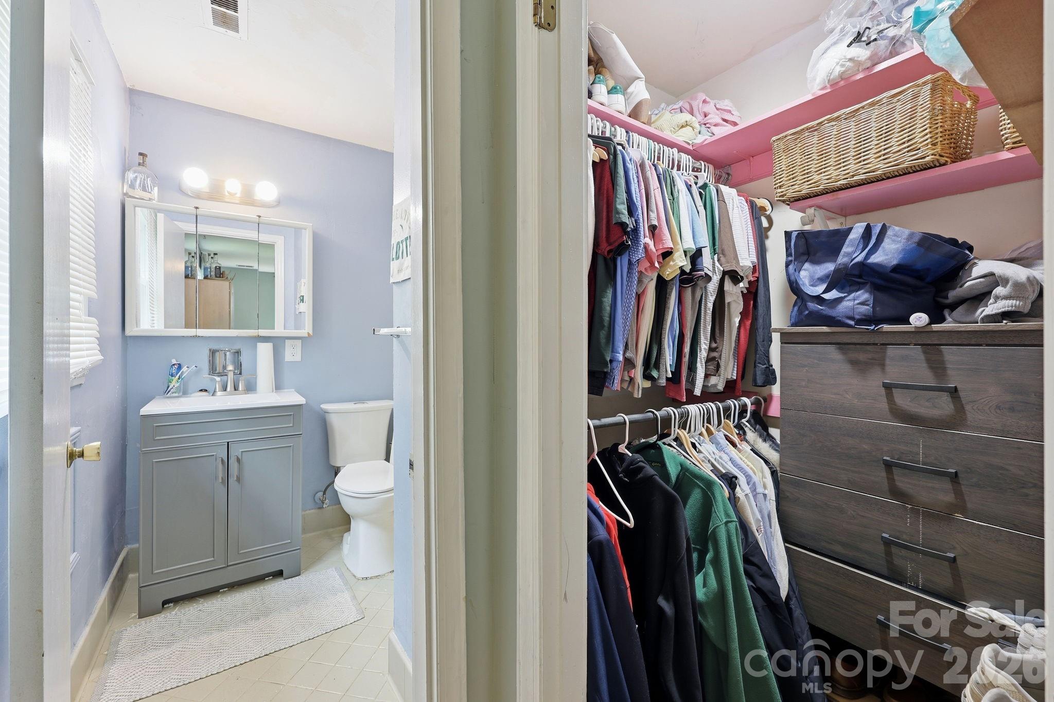 Photo 17 of 9201 Sandburg Avenue, Charlotte, NC