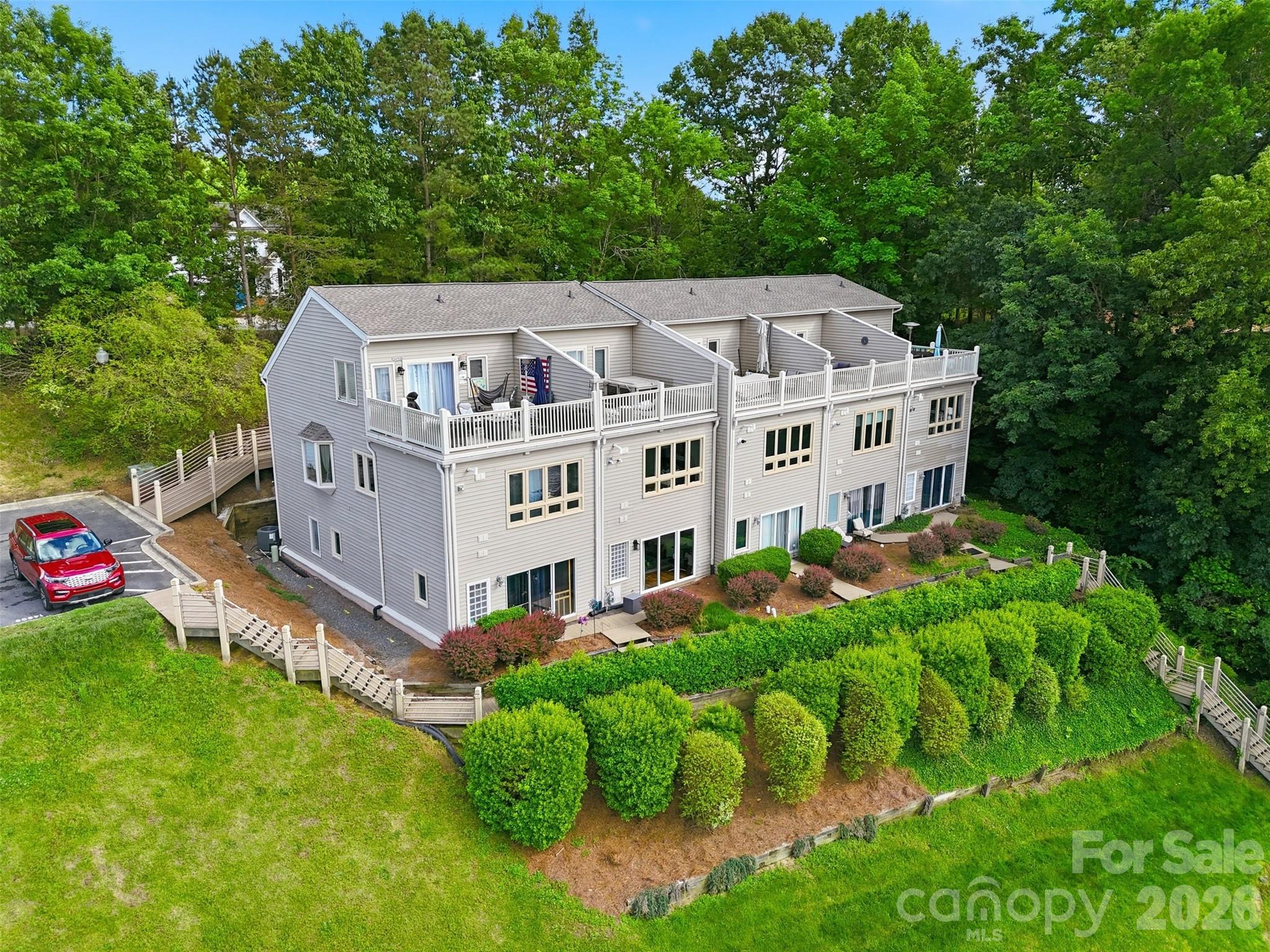 Photo 3 of 14614 Waterside Drive, Charlotte, NC