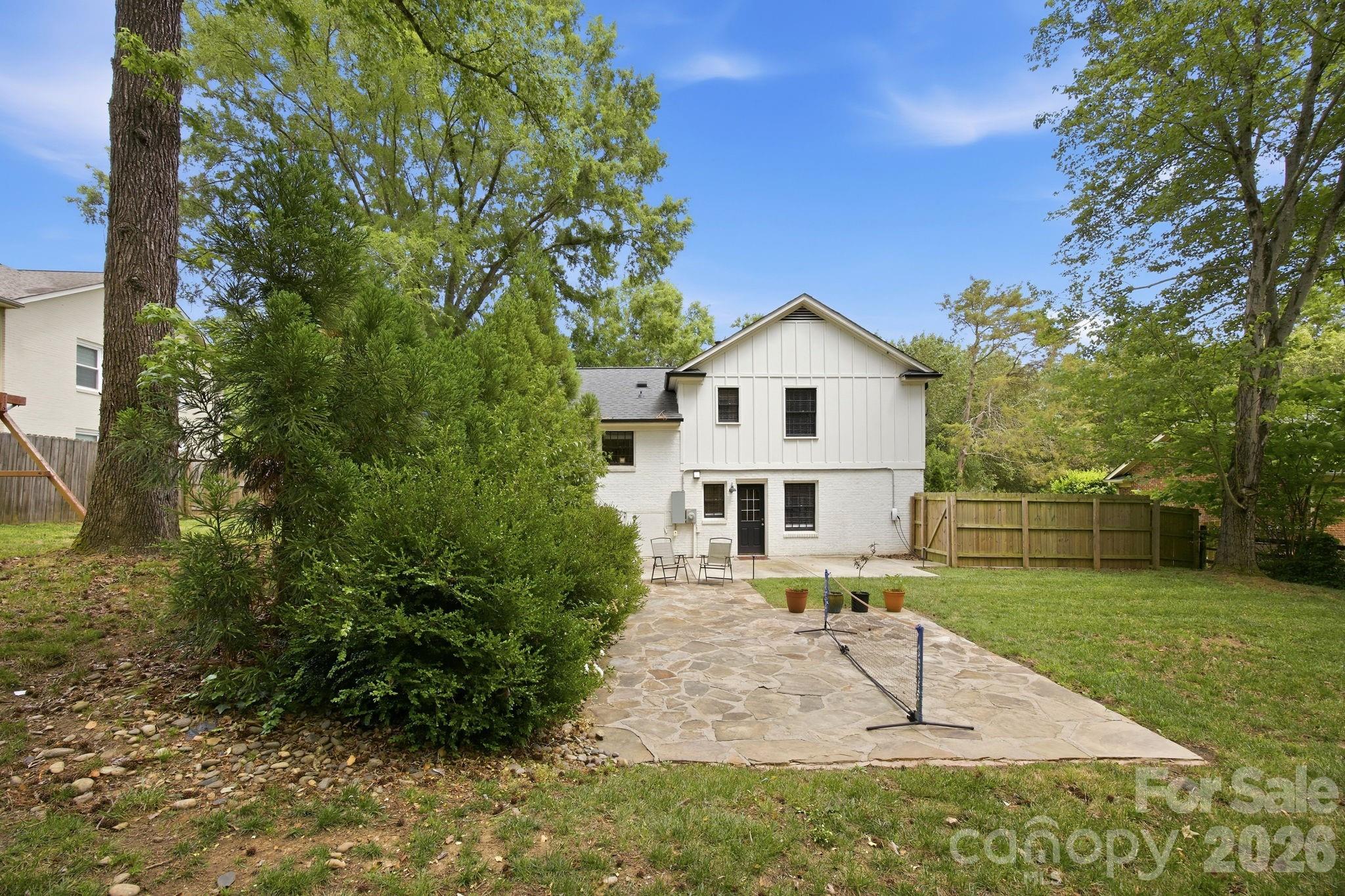 Photo 33 of 1325 Braeburn Road, Charlotte, NC
