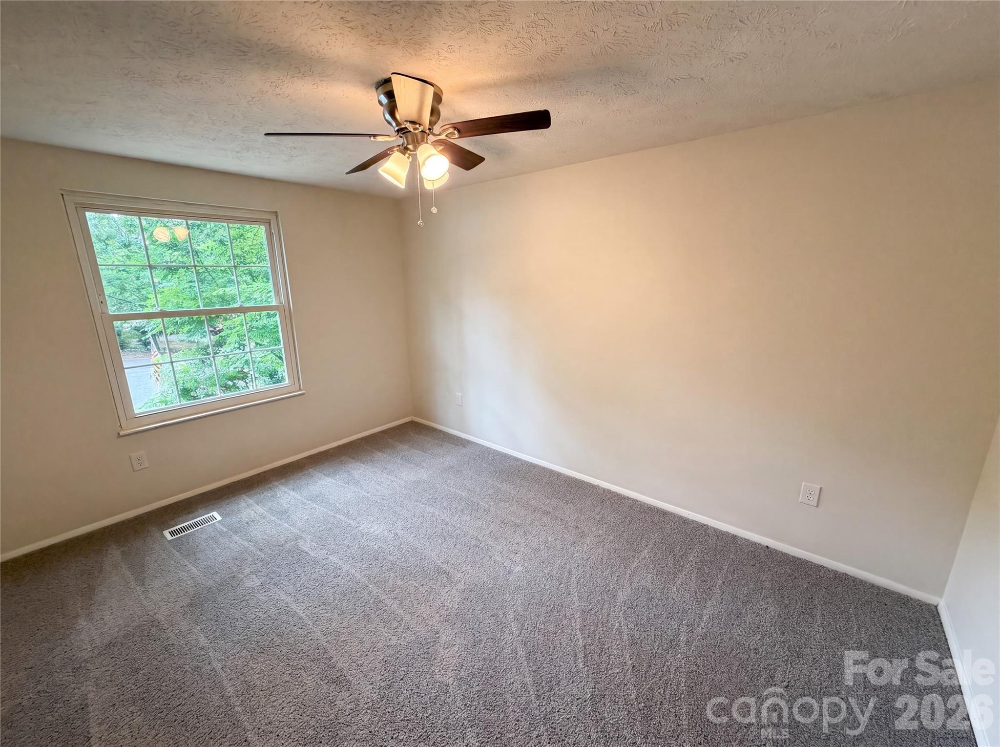 Photo 11 of 7827 Mallen Drive, Charlotte, NC