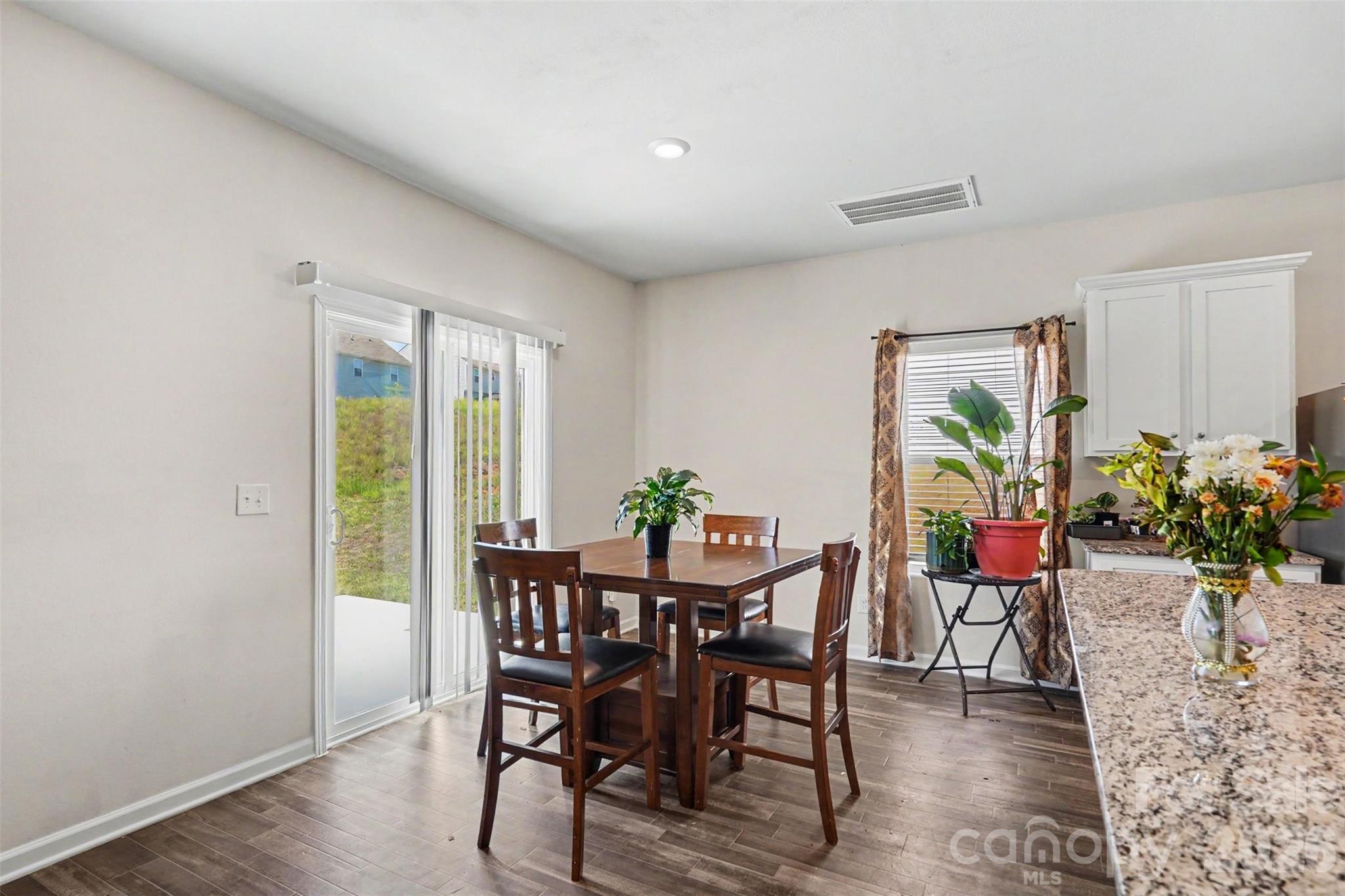 Photo 11 of 1112 Creedmore Court, Charlotte, NC
