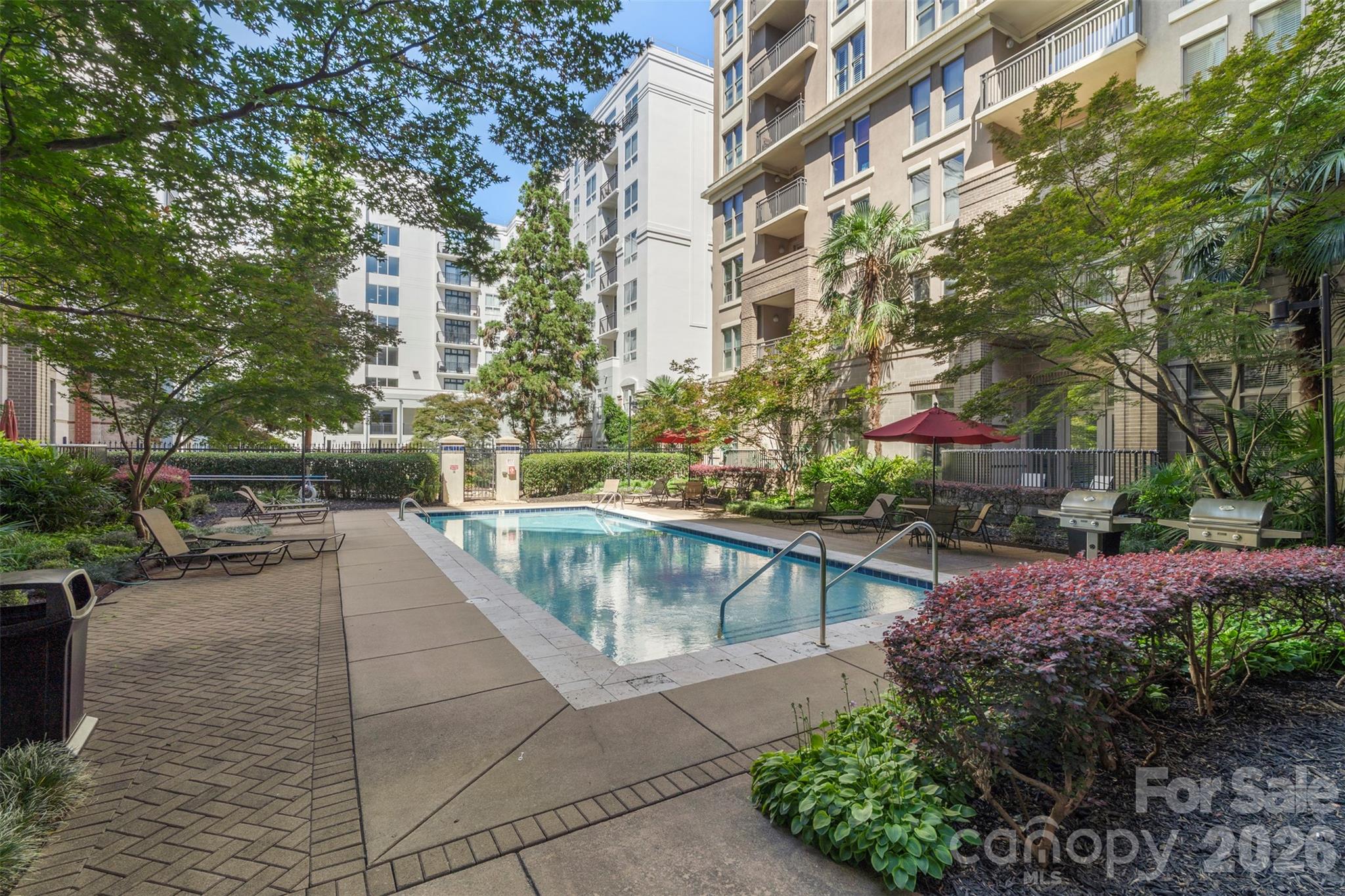 Photo 5 of 718 W Trade Street801, Charlotte, NC