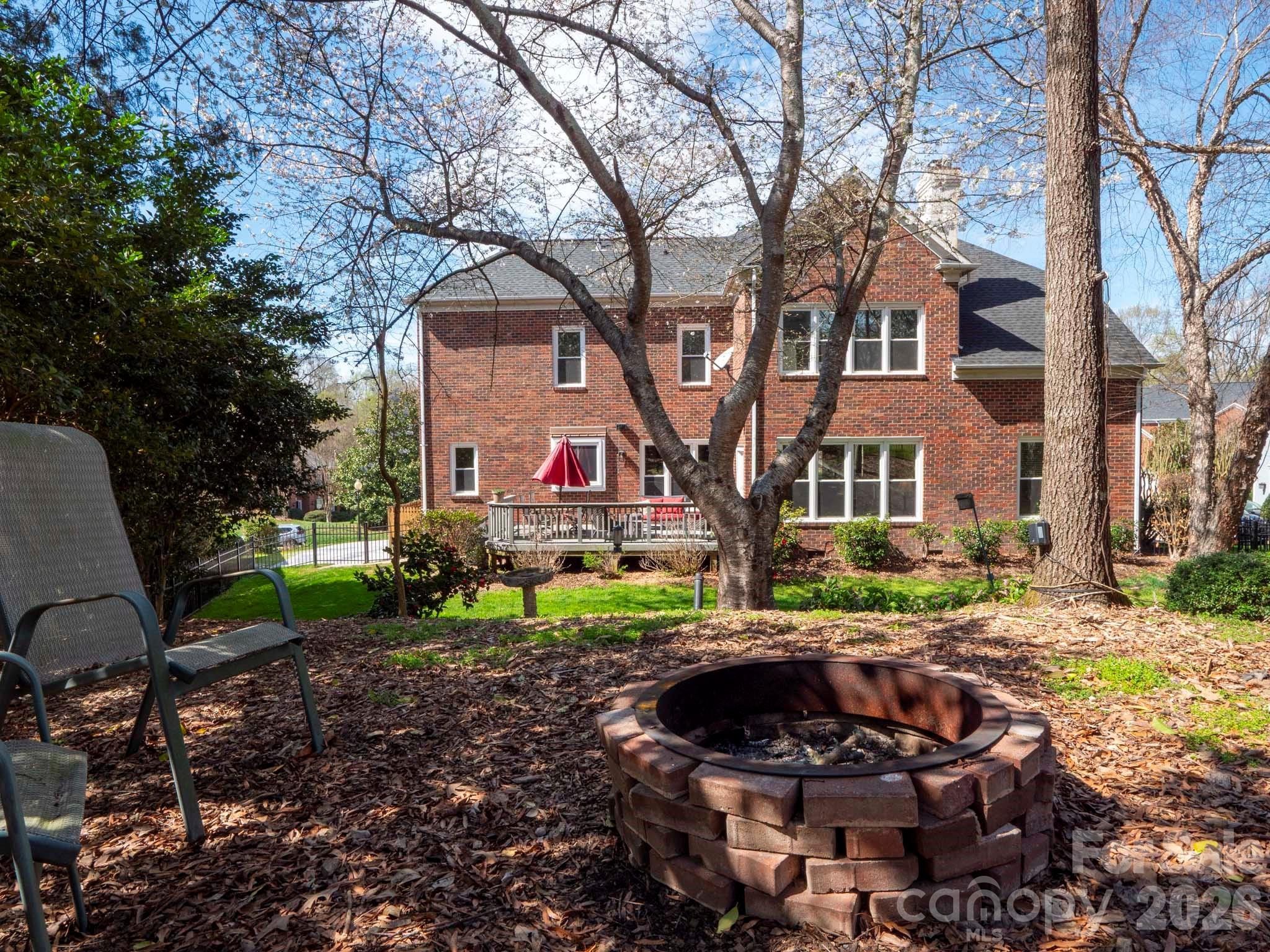 5423 Piper Glen Drive, Charlotte, NC - photo 36 of 42