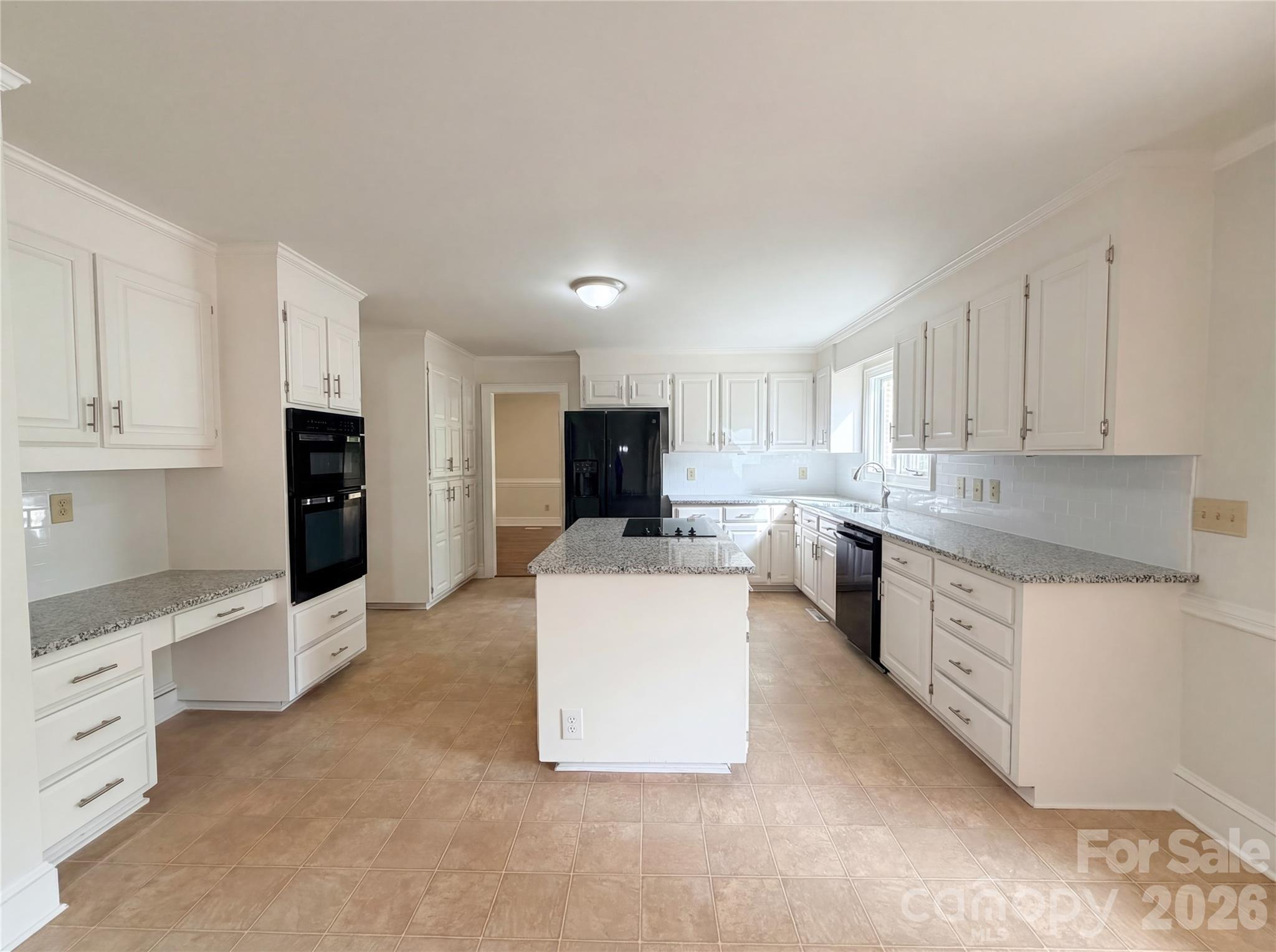 Photo 8 of 6024 Dovefield Road, Charlotte, NC