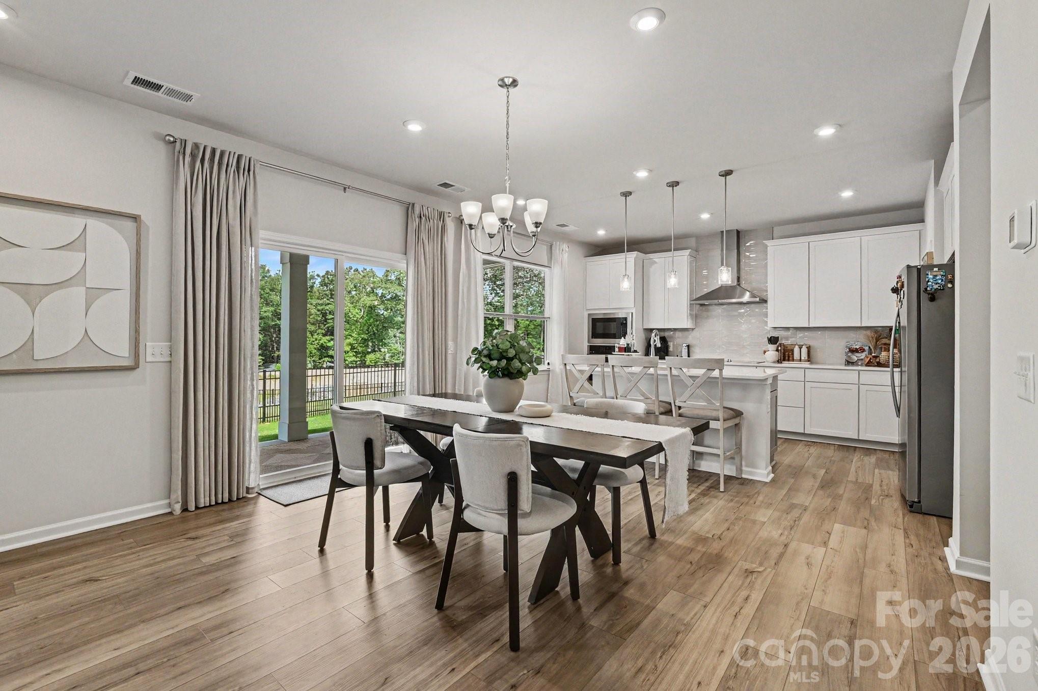 Photo 9 of 8230 Franklin Trail Street, Charlotte, NC