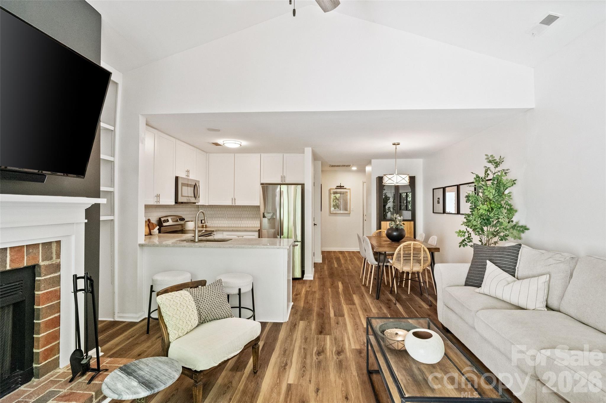 Photo 17 of 3302 Selwyn Farms Lane7, Charlotte, NC
