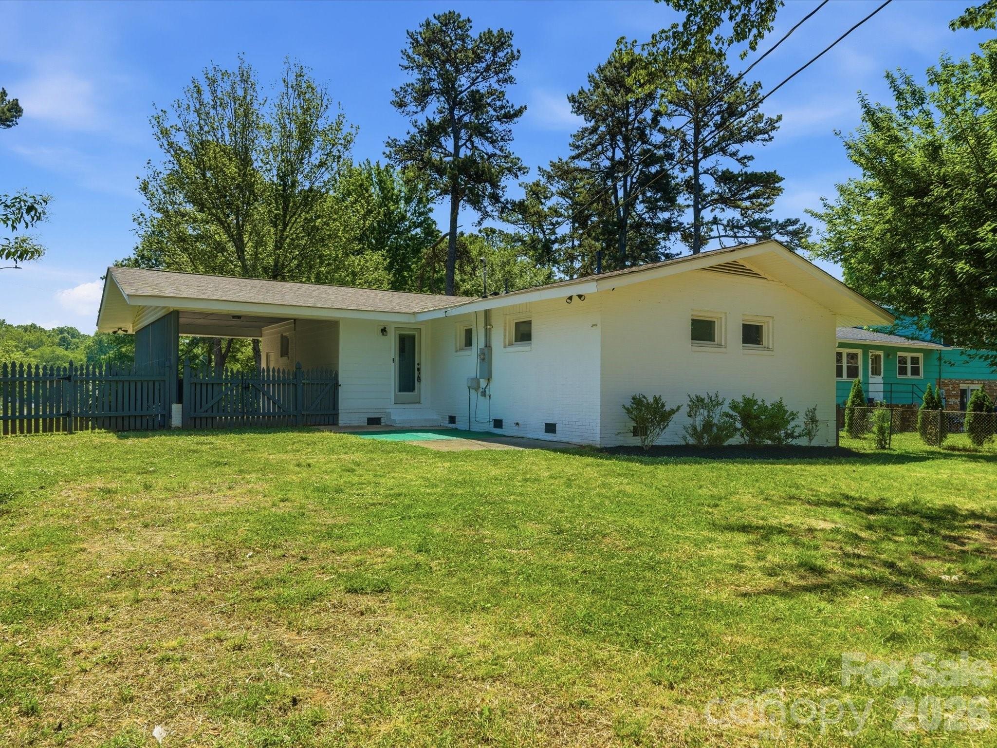 Photo 38 of 3633 Rosehaven Drive, Charlotte, NC