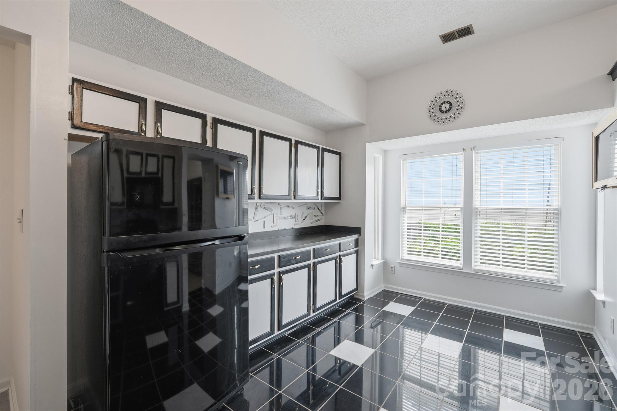 Photo 11 of 9426 Cantle Drive, Charlotte, NC