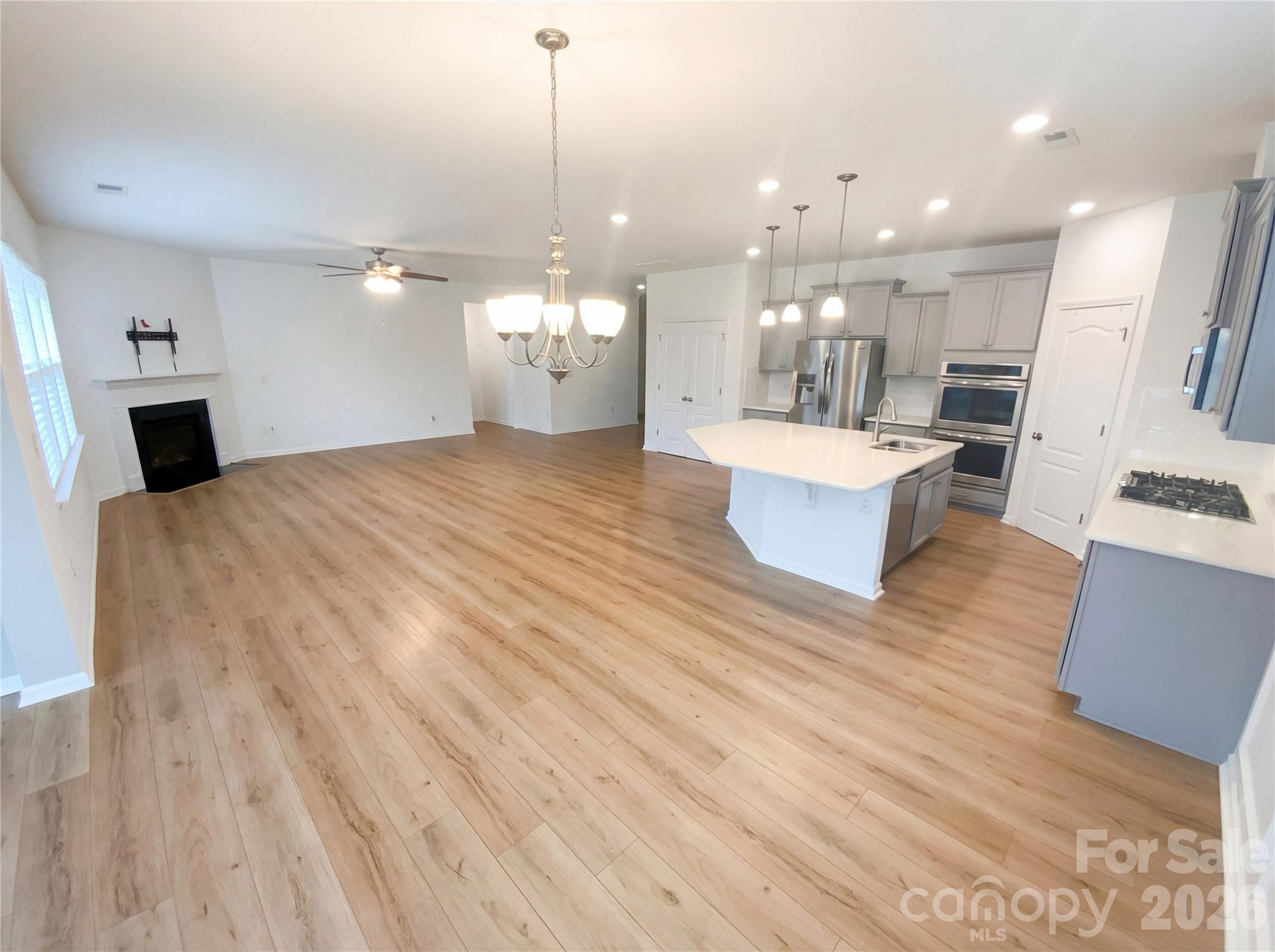 200 Sweet Briar Drive, Fort Mill, SC - photo 3 of 16