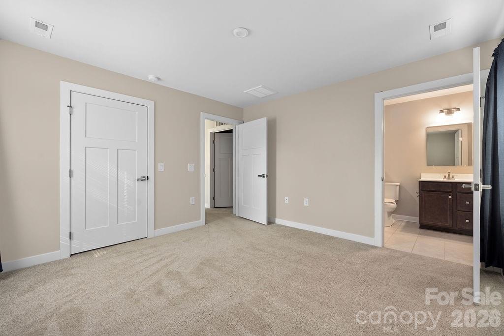 Photo 18 of 9747 Wardley Drive, Charlotte, NC