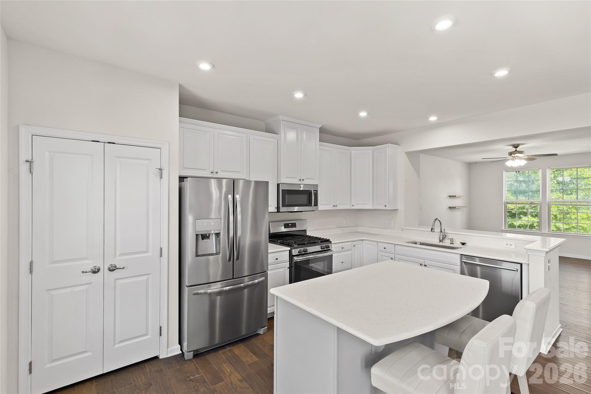 4248 Audubon Park Drive, Charlotte, NC - photo 10 of 47