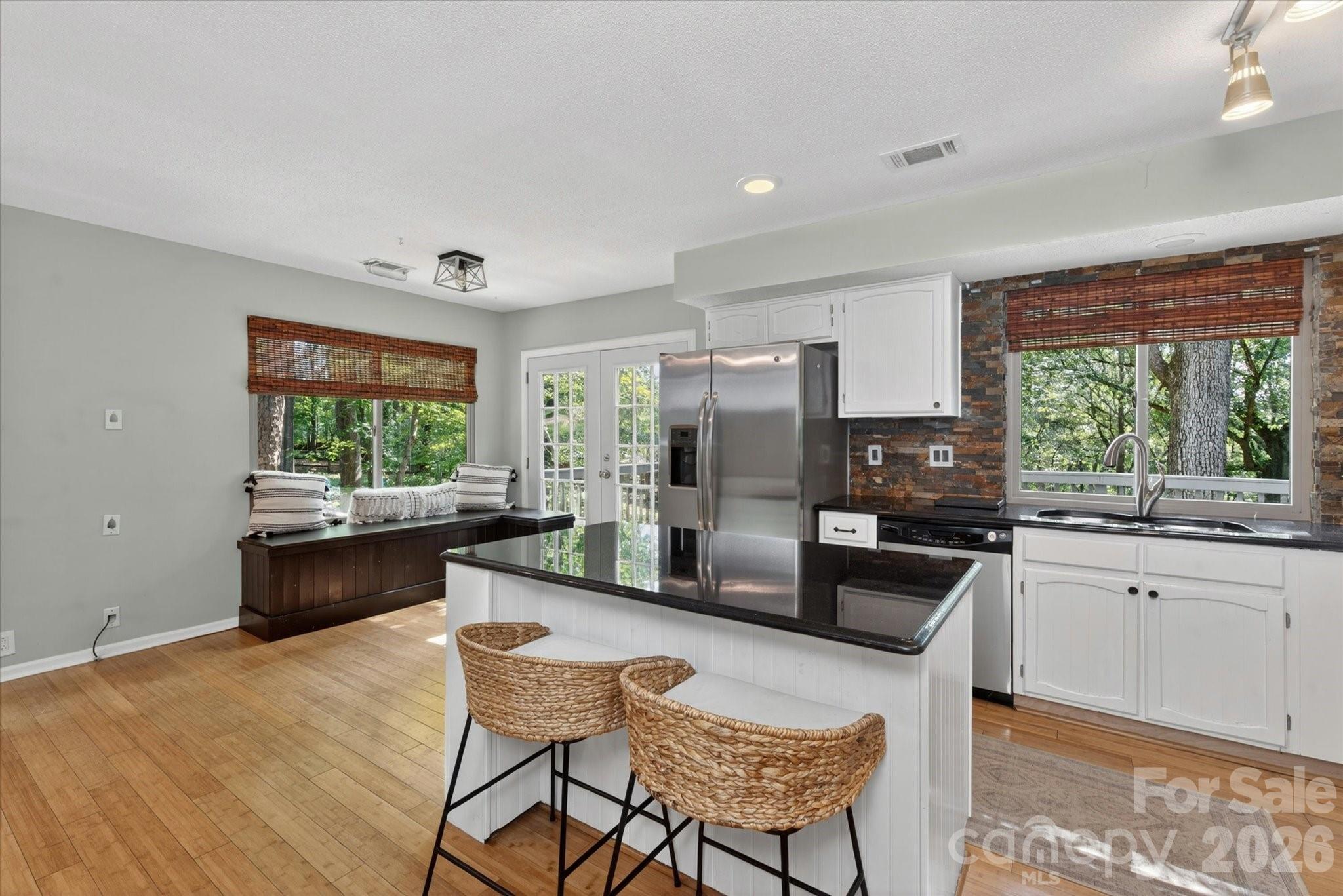 Photo 18 of 7611 Robin Crest Road, Charlotte, NC