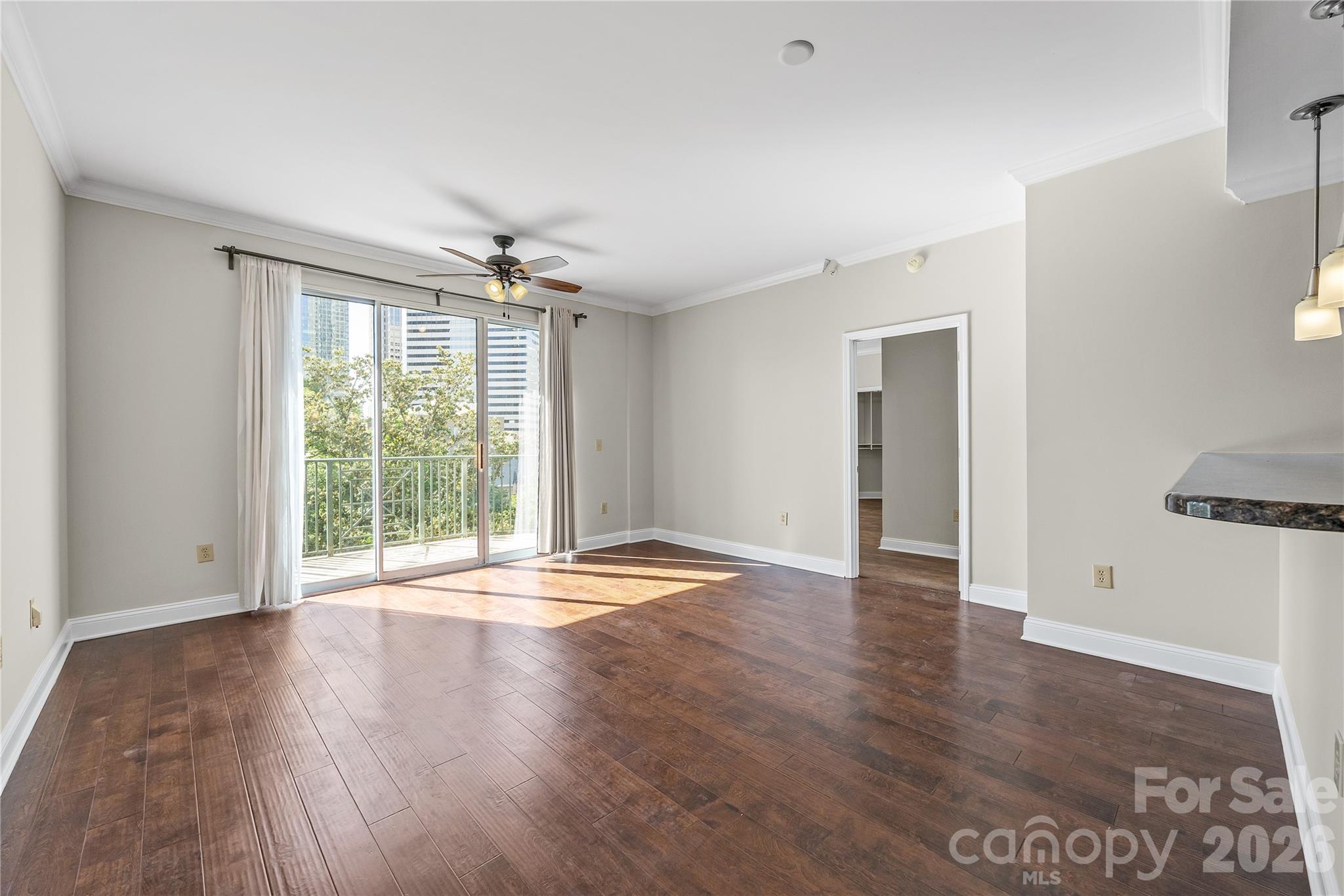 Photo 7 of 300 W 5th Street809, Charlotte, NC