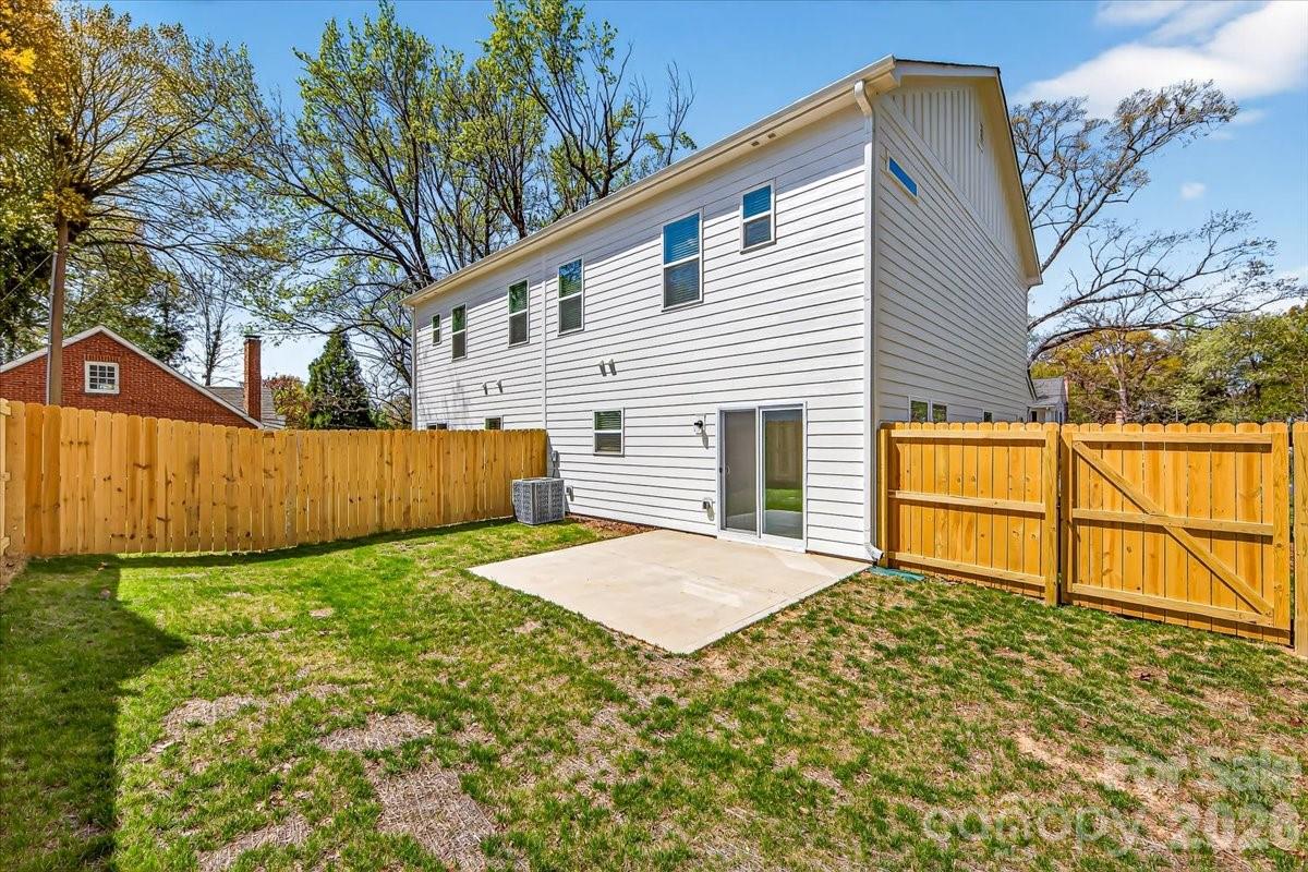 2032 Mandarin Boulevard, Charlotte, NC - photo 31 of 34