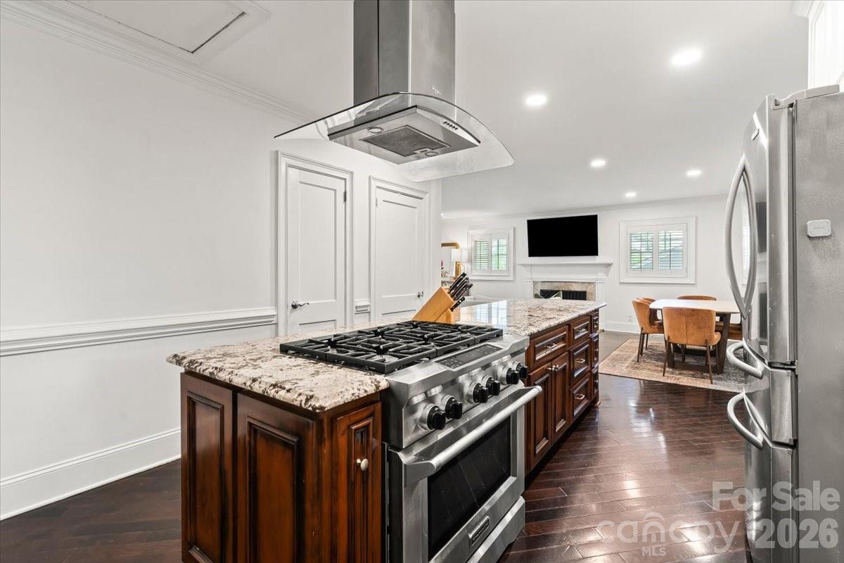 Photo 11 of 3000 Forest Park Drive, Charlotte, NC