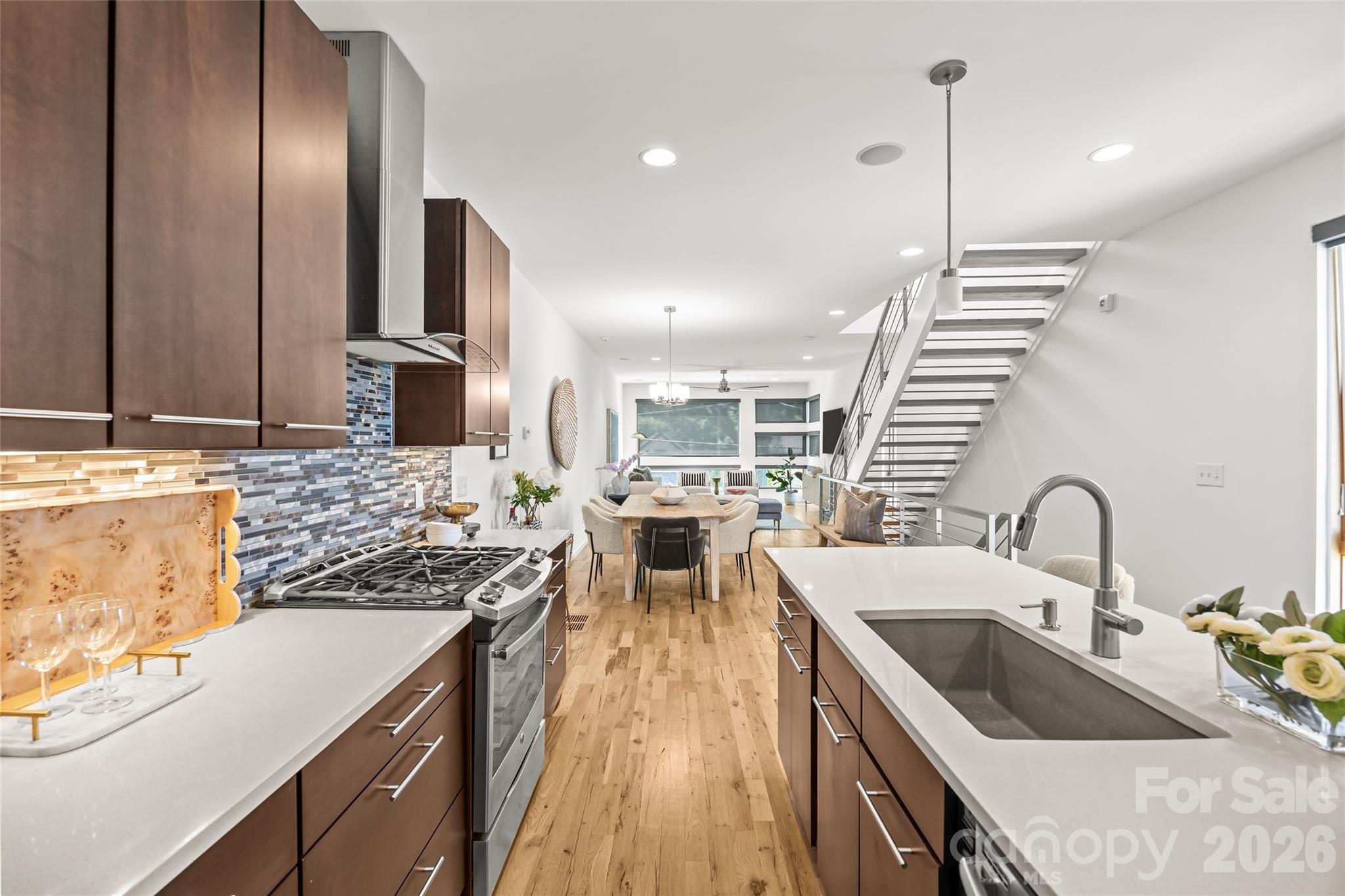 Photo 10 of 918 Greenleaf AvenueA, Charlotte, NC