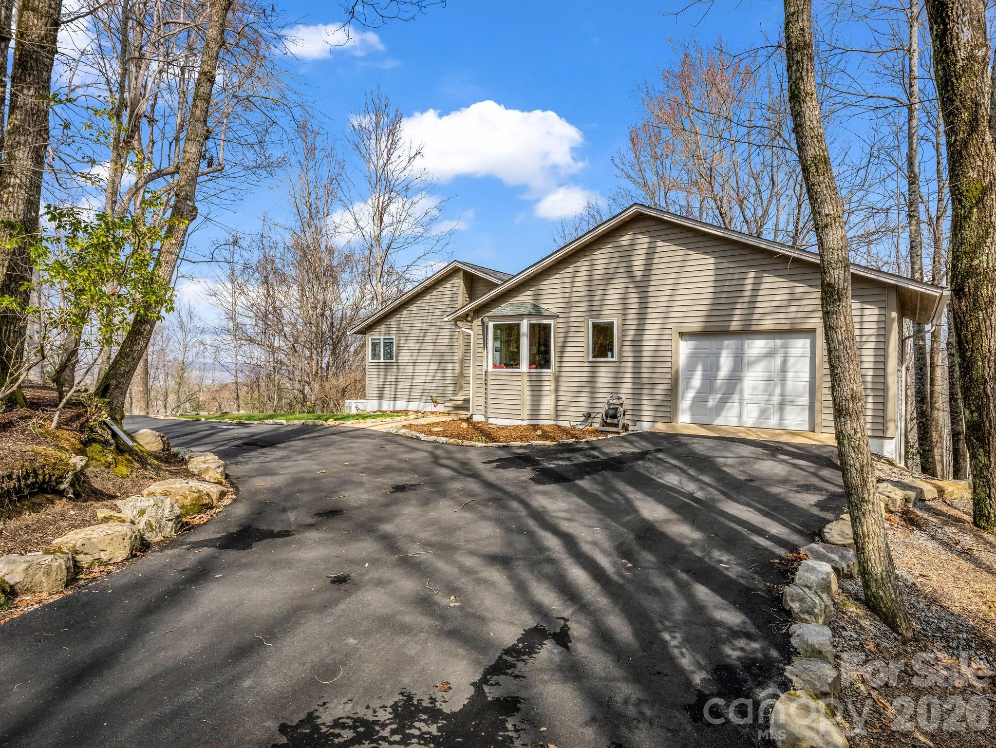 209 Walnut Ridge Road, Brevard, NC - photo 4 of 43