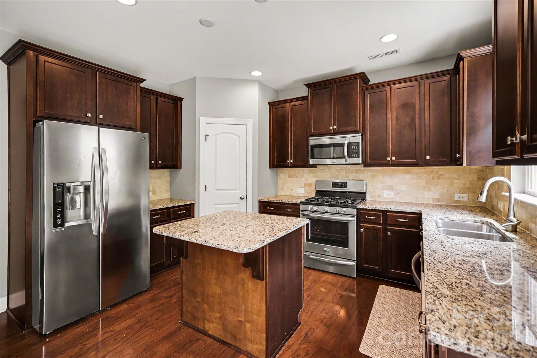 6003 Fallondale Road, Waxhaw, NC - photo 3 of 48