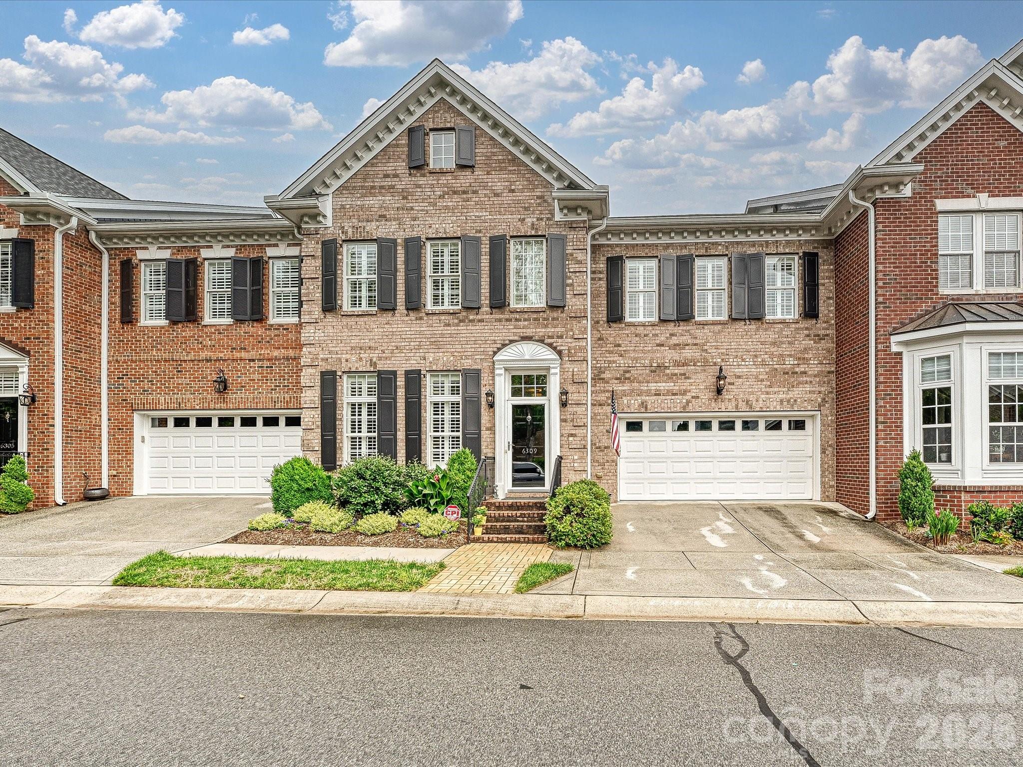 Photo 22 of 6309 Wakehurst Road, Charlotte, NC