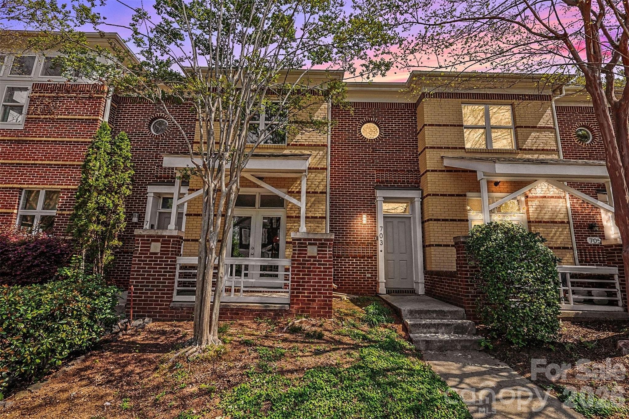 Home for sale at 703 E 8th Street, Charlotte, NC — photo 1 of 29