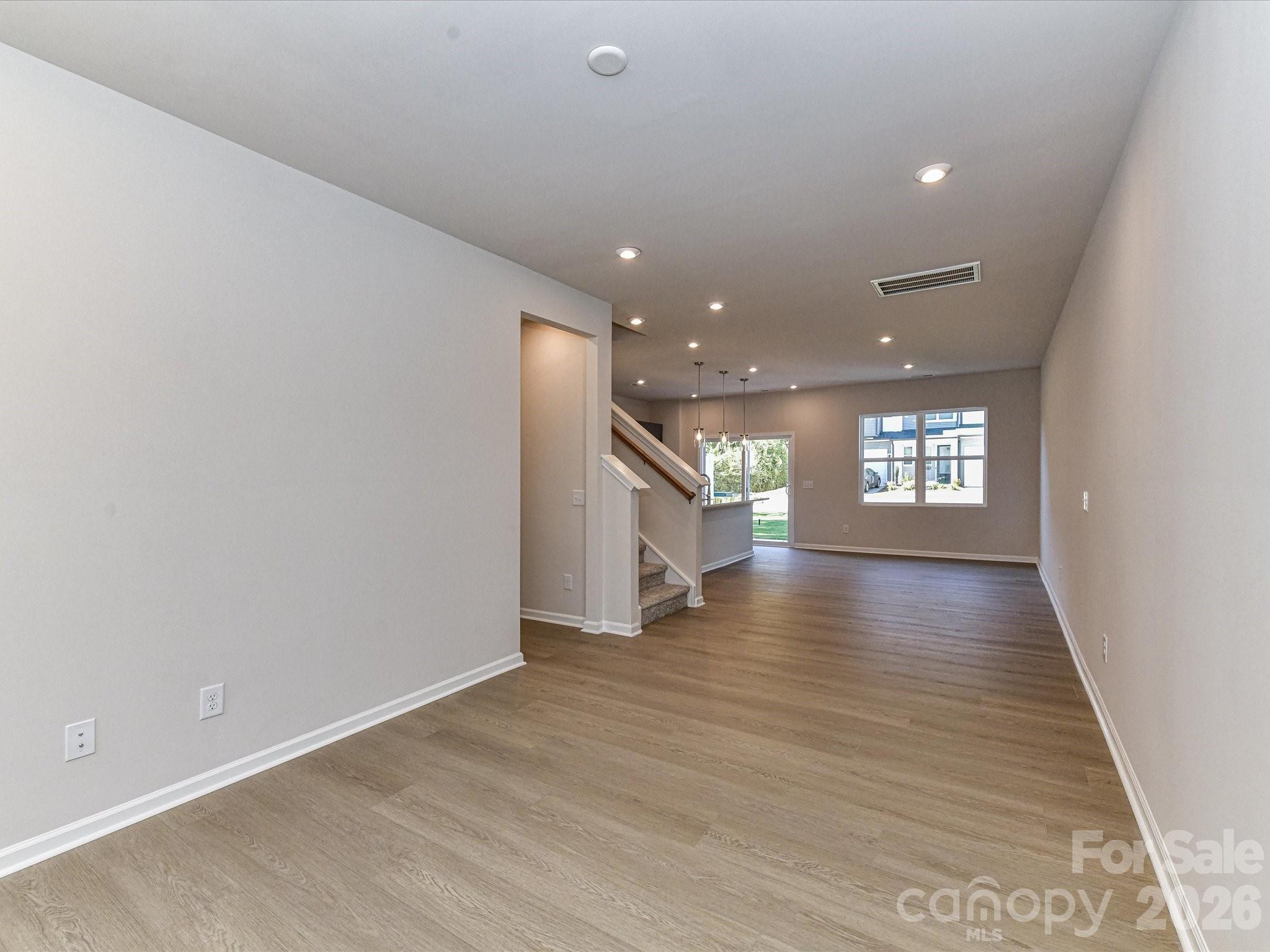 Photo 4 of 3041 Hutton Gardens Lane, Charlotte, NC