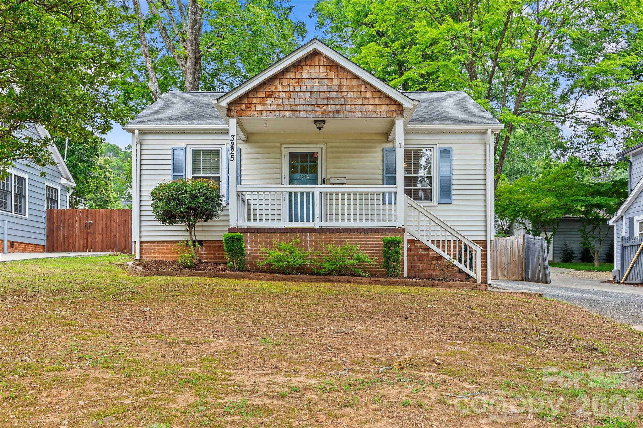 Photo 2 of 3225 Commonwealth Avenue, Charlotte, NC