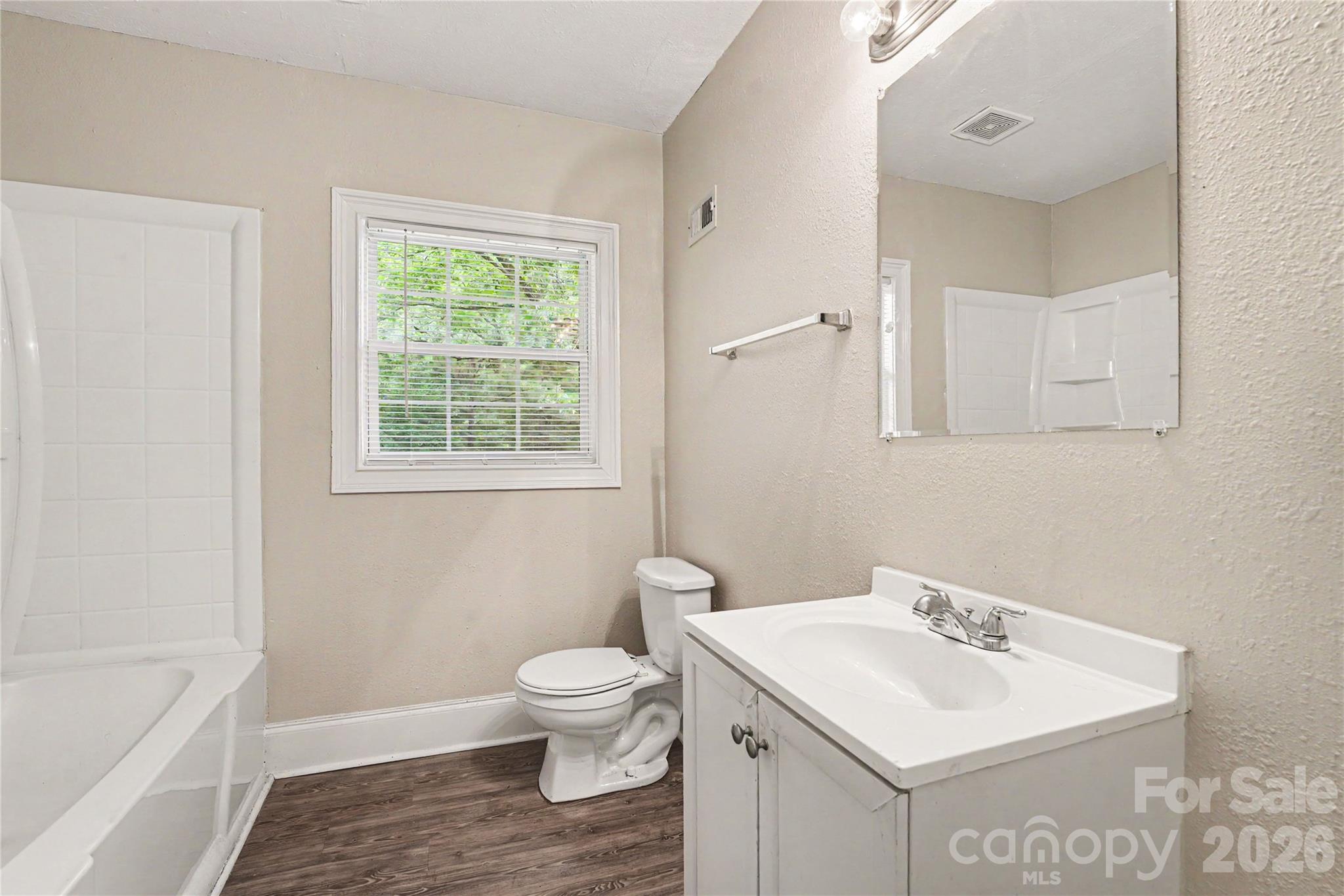 Home for sale at 6931 Robinson Church Road, Charlotte, NC — photo 15 of 25