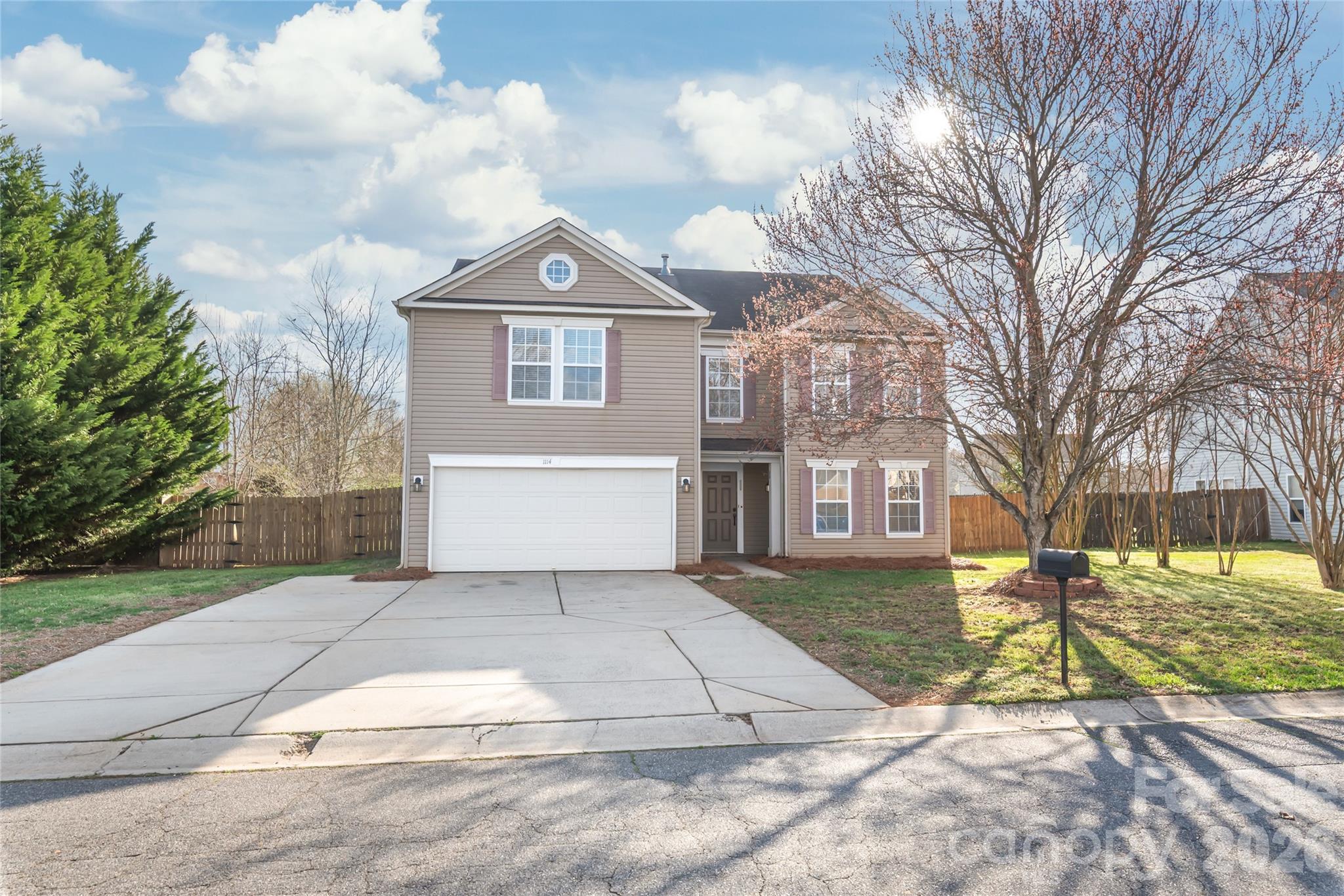 Photo 2 of 1114 Fenwick Court, Clover, SC