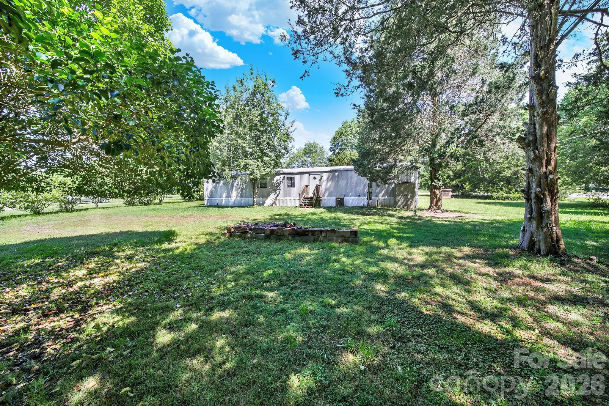6067 Lake Wylie Road, Lake Wylie, SC - photo 5 of 12