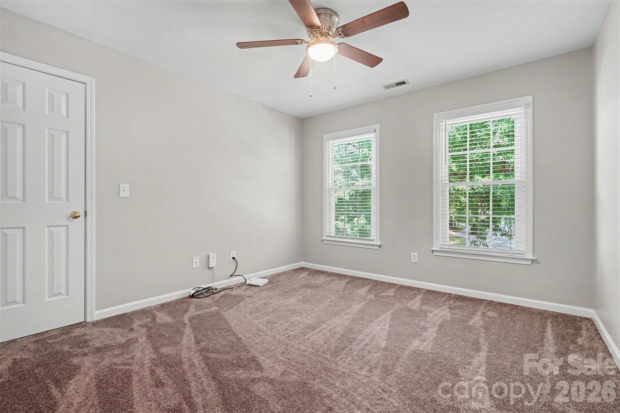 Home for sale at 5917 Nuthatch Court, Charlotte, NC — photo 33 of 46