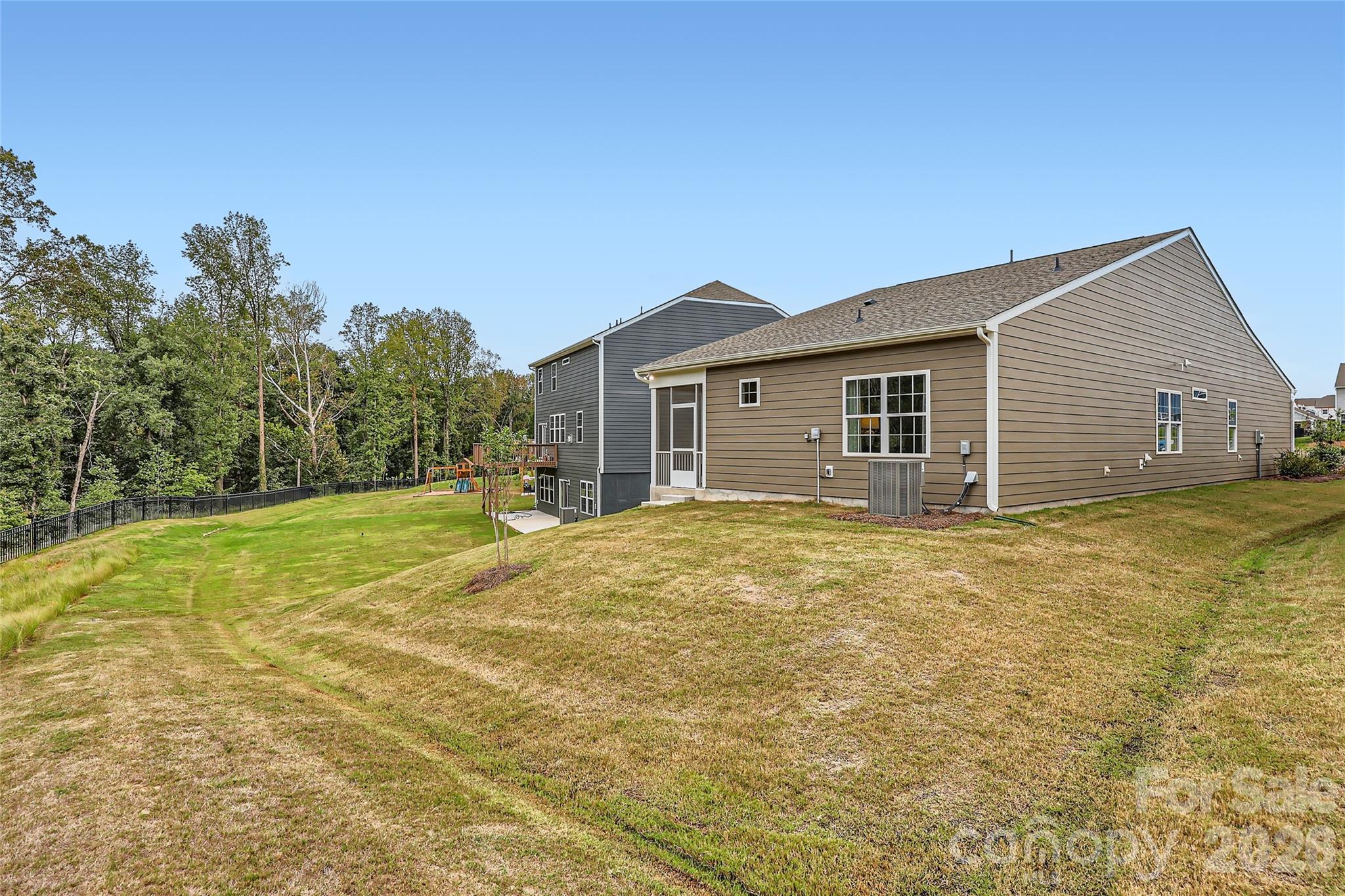 1019 Lookout Shoals Drive, Fort Mill, SC - photo 13 of 18