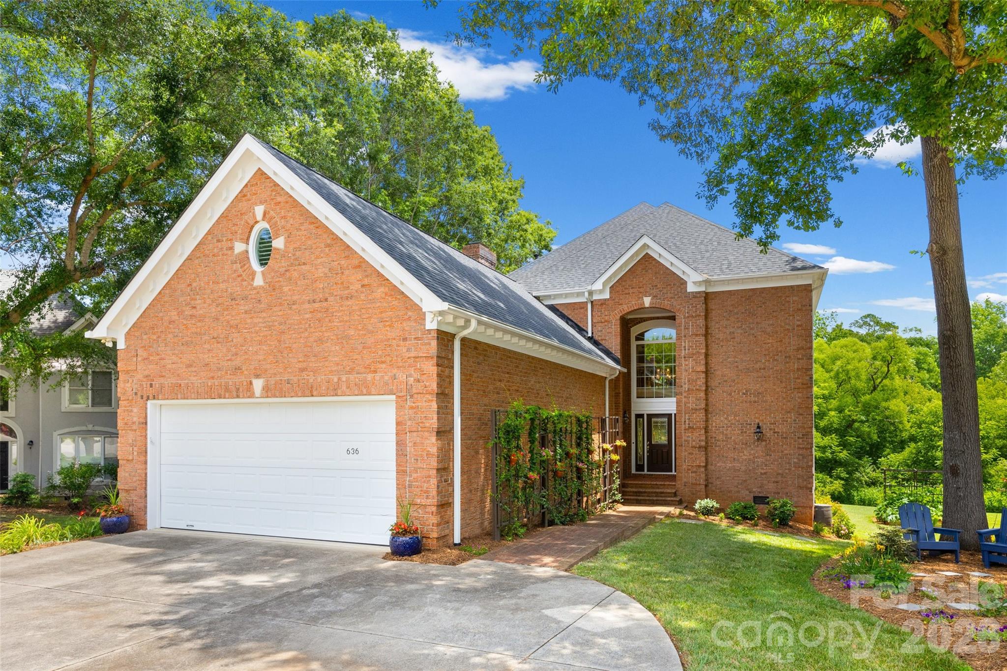 Home for sale at 636 Landsdowne Court, Fort Mill, SC — photo 1 of 48