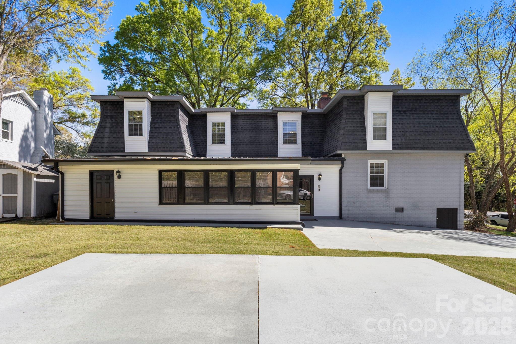 Photo 3 of 6116 Old Providence Road, Charlotte, NC