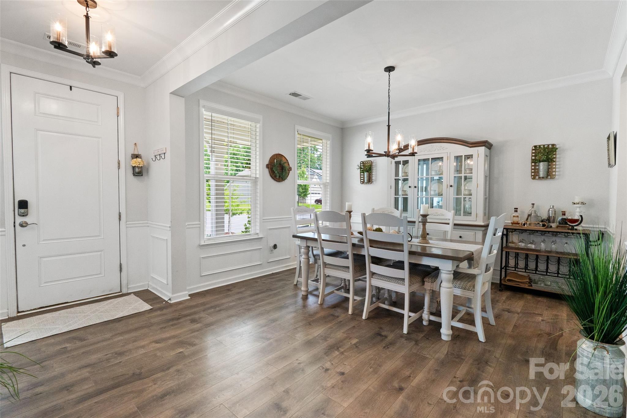 Home for sale at 10397 Paper Birch Drive, Charlotte, NC — photo 7 of 46