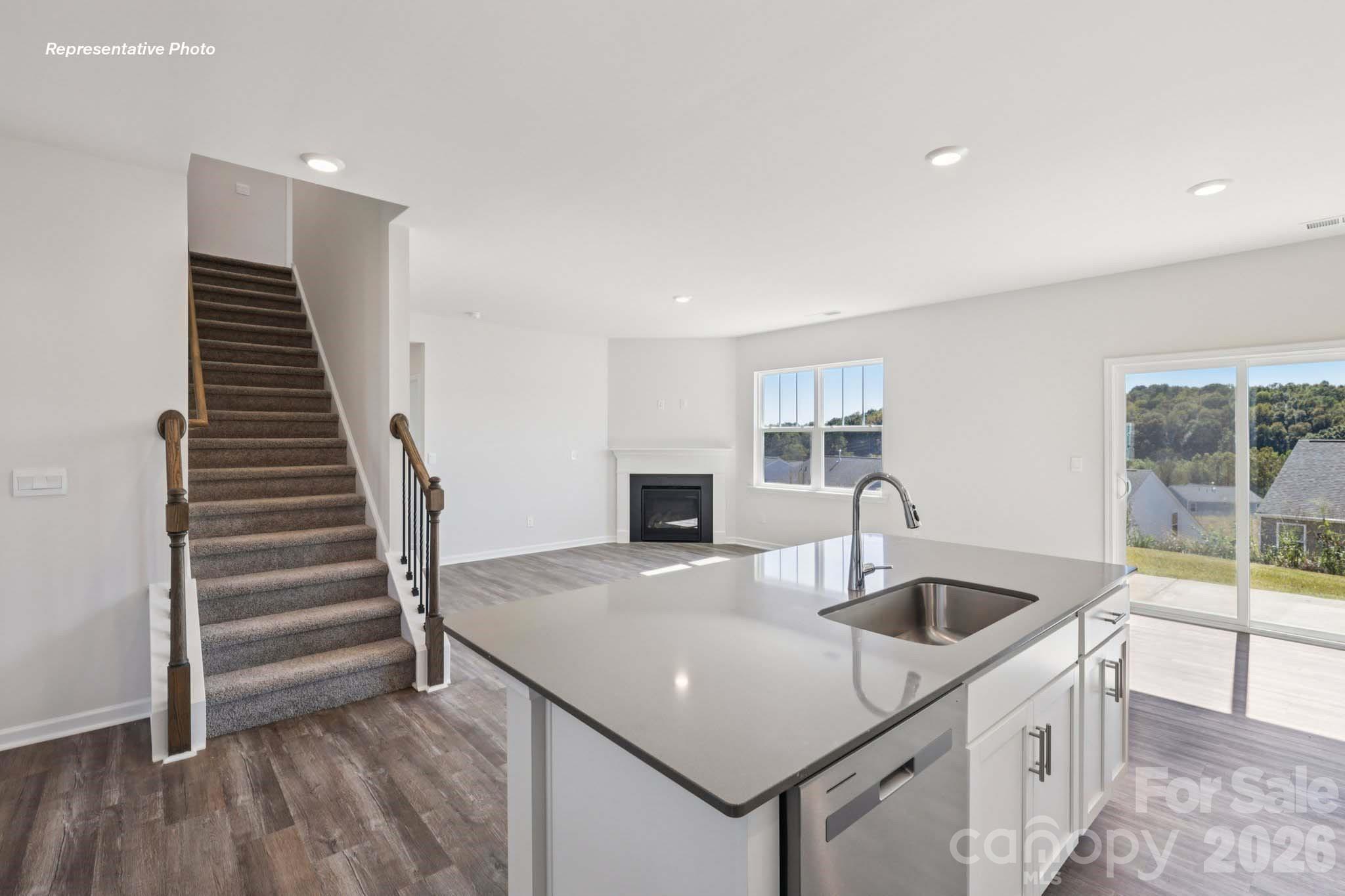 Photo 8 of 5131 Shallow Brook Drive, Charlotte, NC