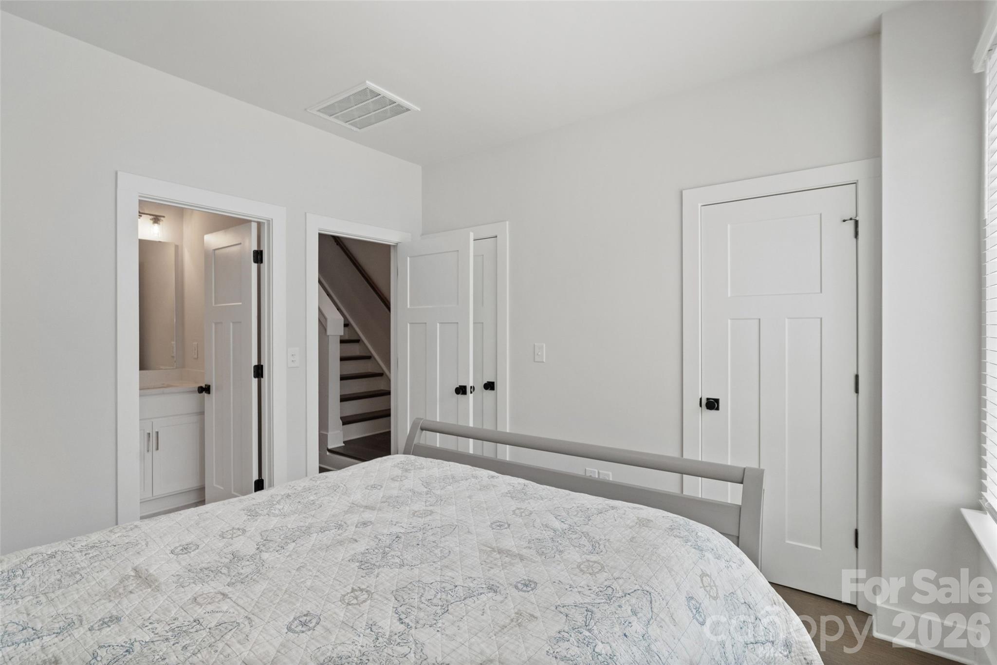 Photo 19 of 5040 York Park Lane, Charlotte, NC